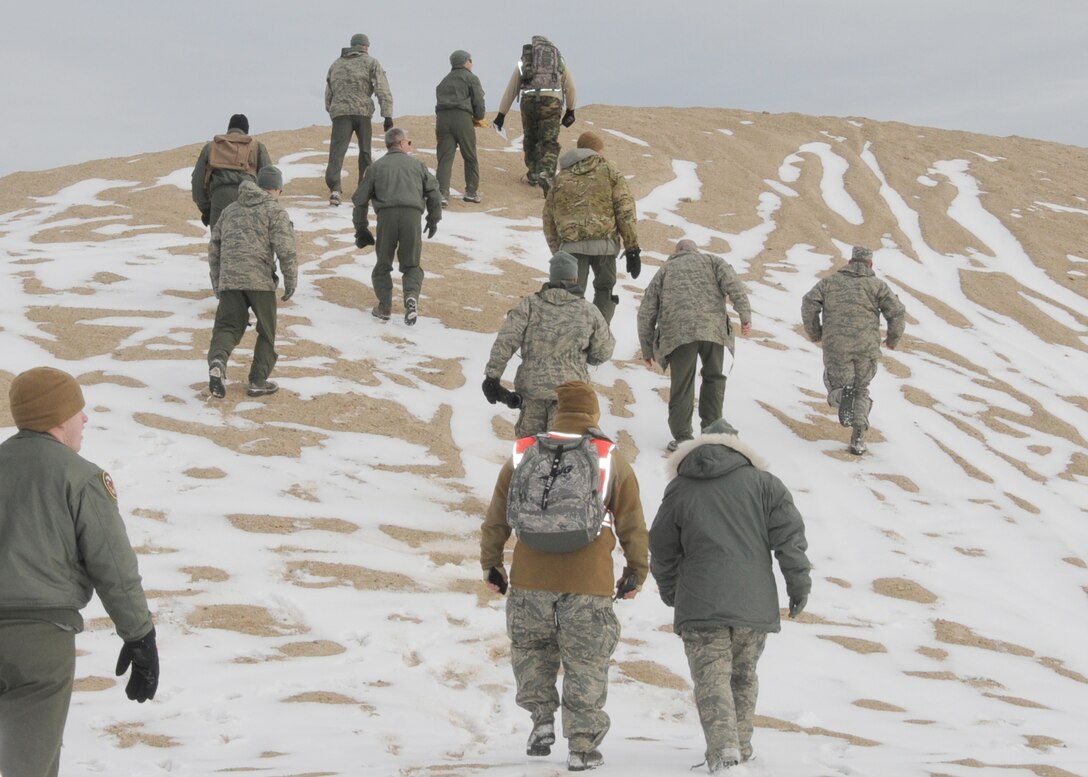 143d Airlift Squadron, Land Navigation Training