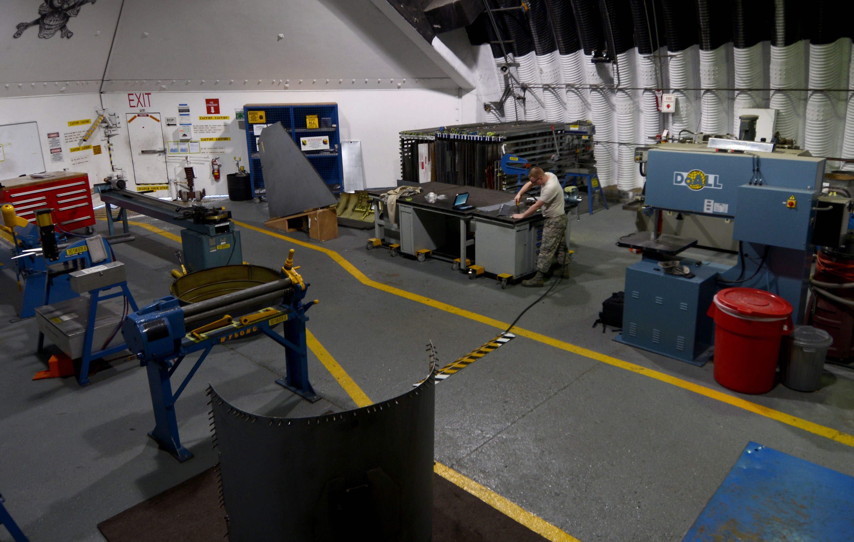 Aircraft structural maintenance Airmen make sparks fly