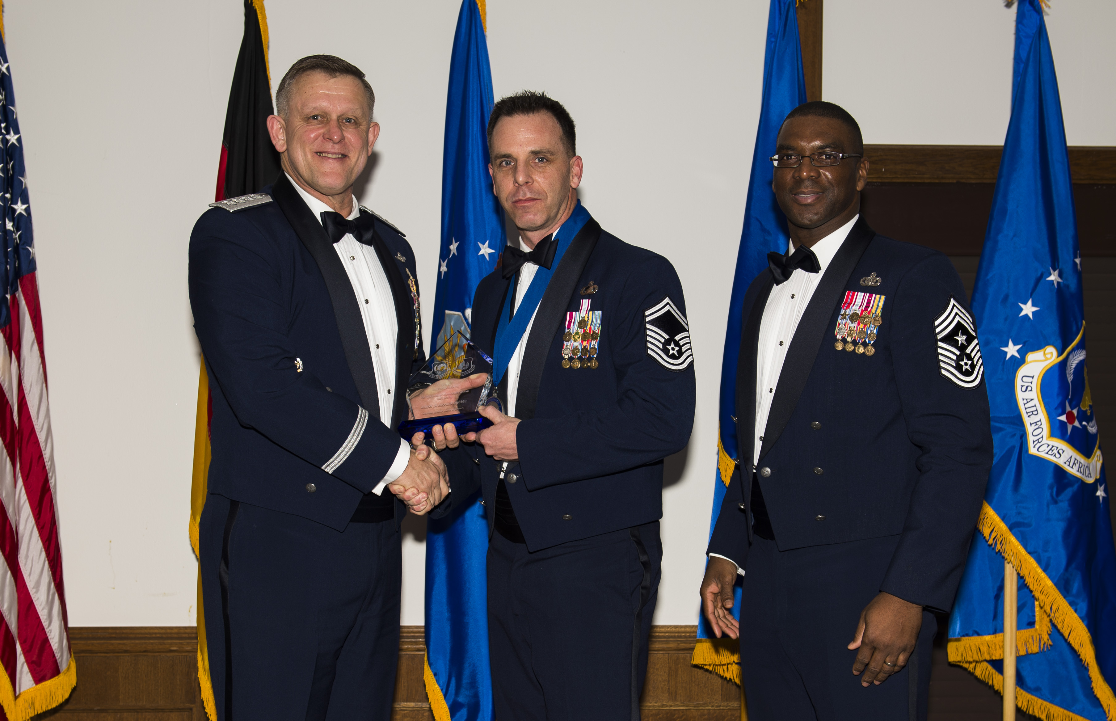 USAFE-AFAFRICA recognizes 2014's Outstanding Airmen of the Year > Royal ...