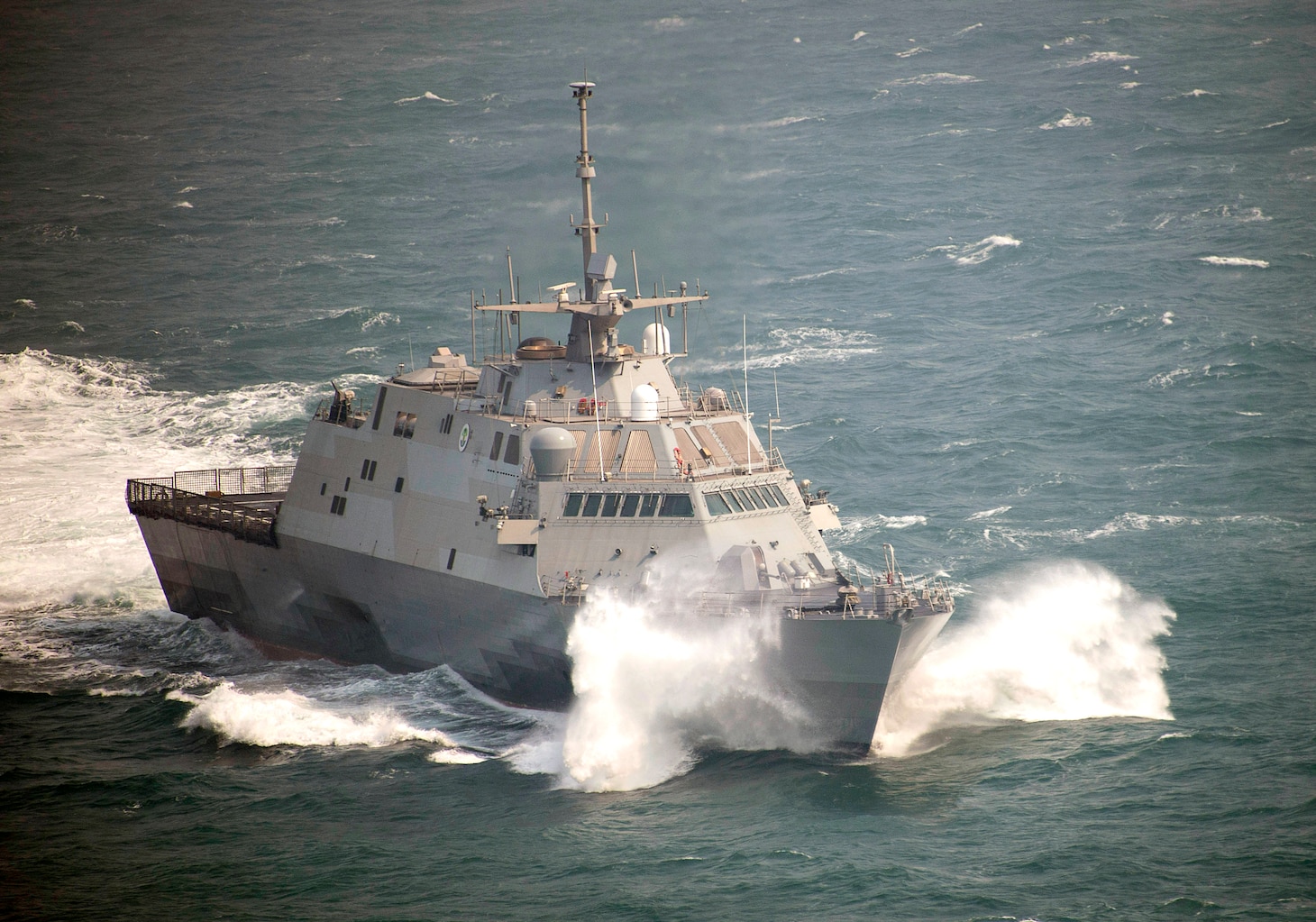 LCS Crew 103 Wins FY-14 CNO Afloat Safety Award > United States Navy ...