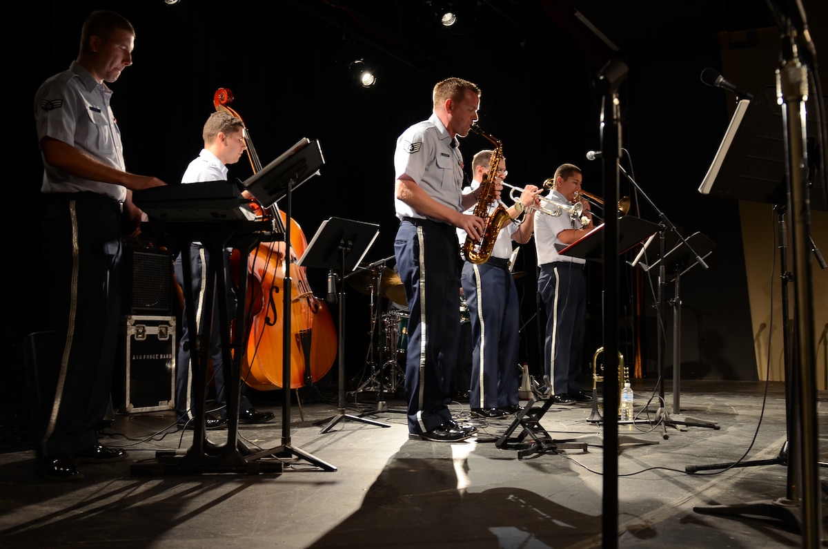 AF Band of the Pacific plays UoG > Andersen Air Force Base > Article ...
