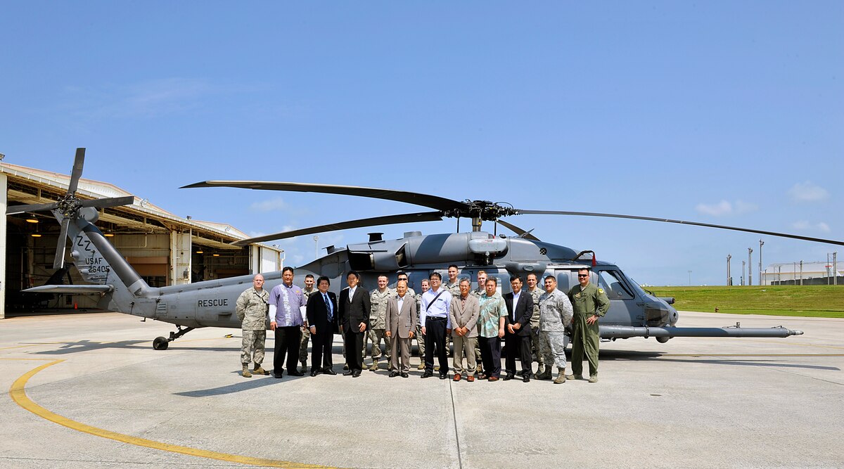 18th MXG hosts honorary commanders > Kadena Air Base > News