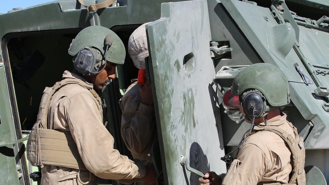 Integrated Task Force LAV Platoon initiates MCOTEA assessment