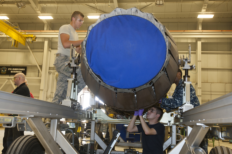 Edwards joint maintenance team completes significant JSF propulsion ...