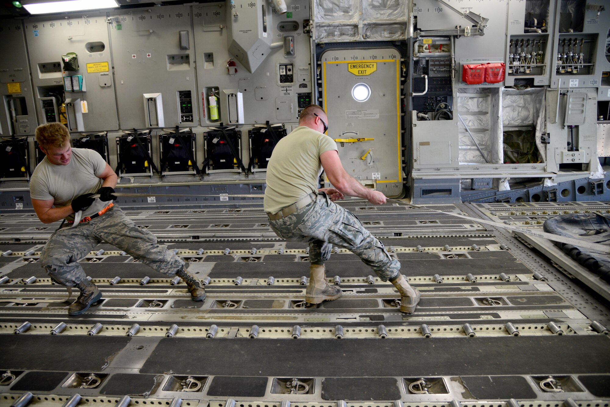 “Port Dawgs”: You need it, they move it > U.S. Air Forces Central ...