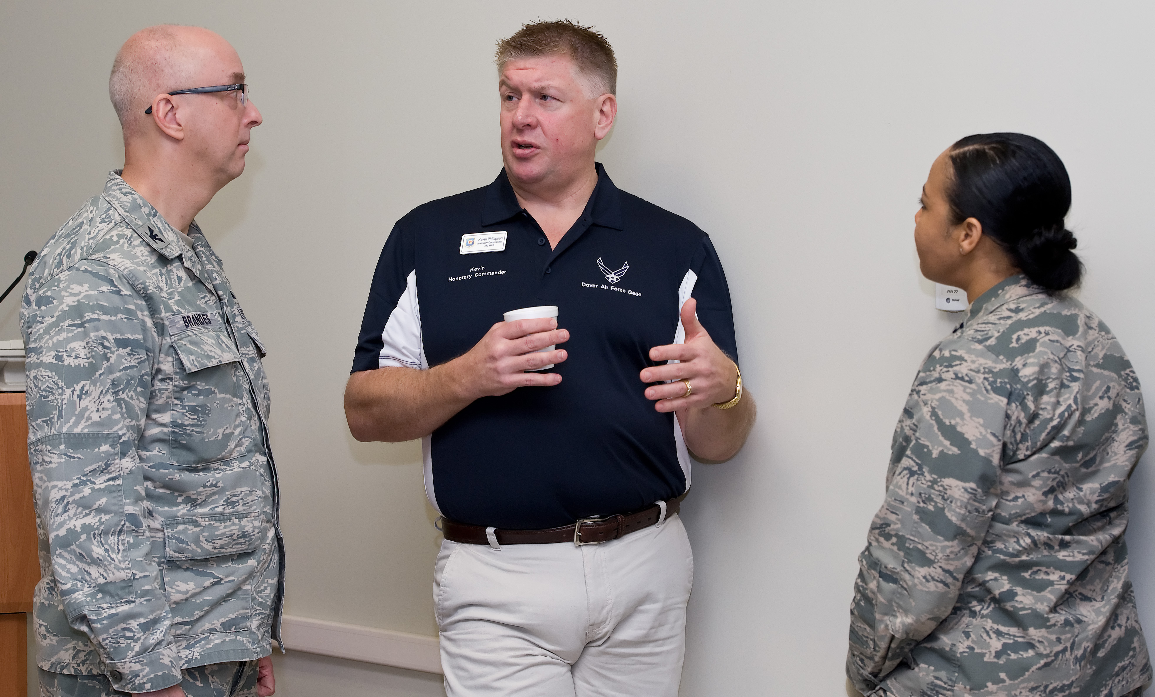 Dover AFB honorary commanders tour 436th Airlift Wing staff agencies