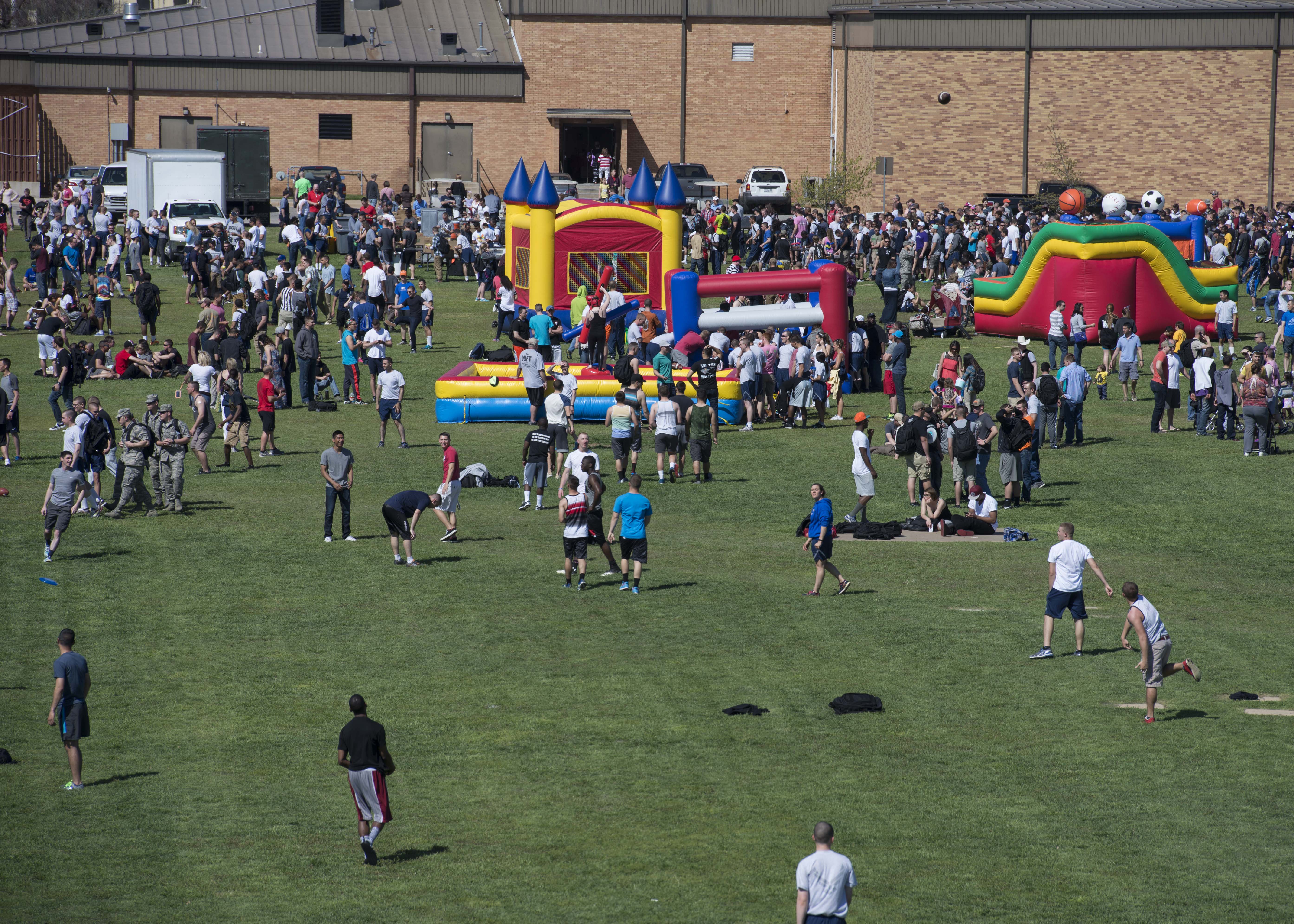 Airmen, family and friends devour spring picnic fun > Sheppard Air ...