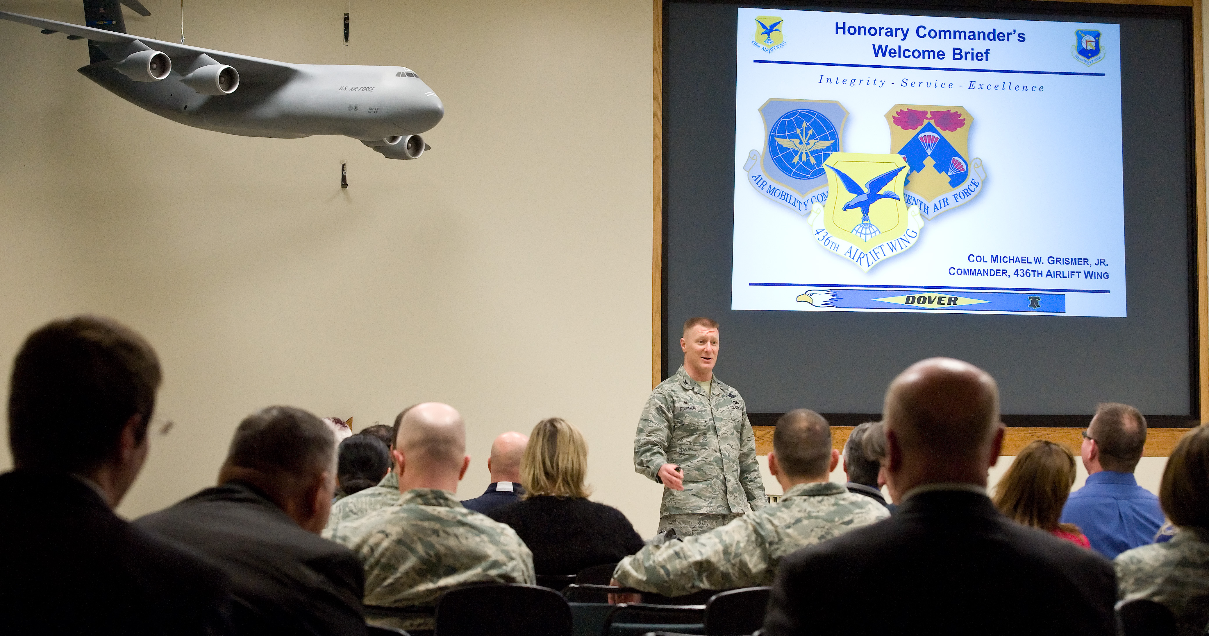Dover AFB honorary commanders tour 436th Airlift Wing staff agencies