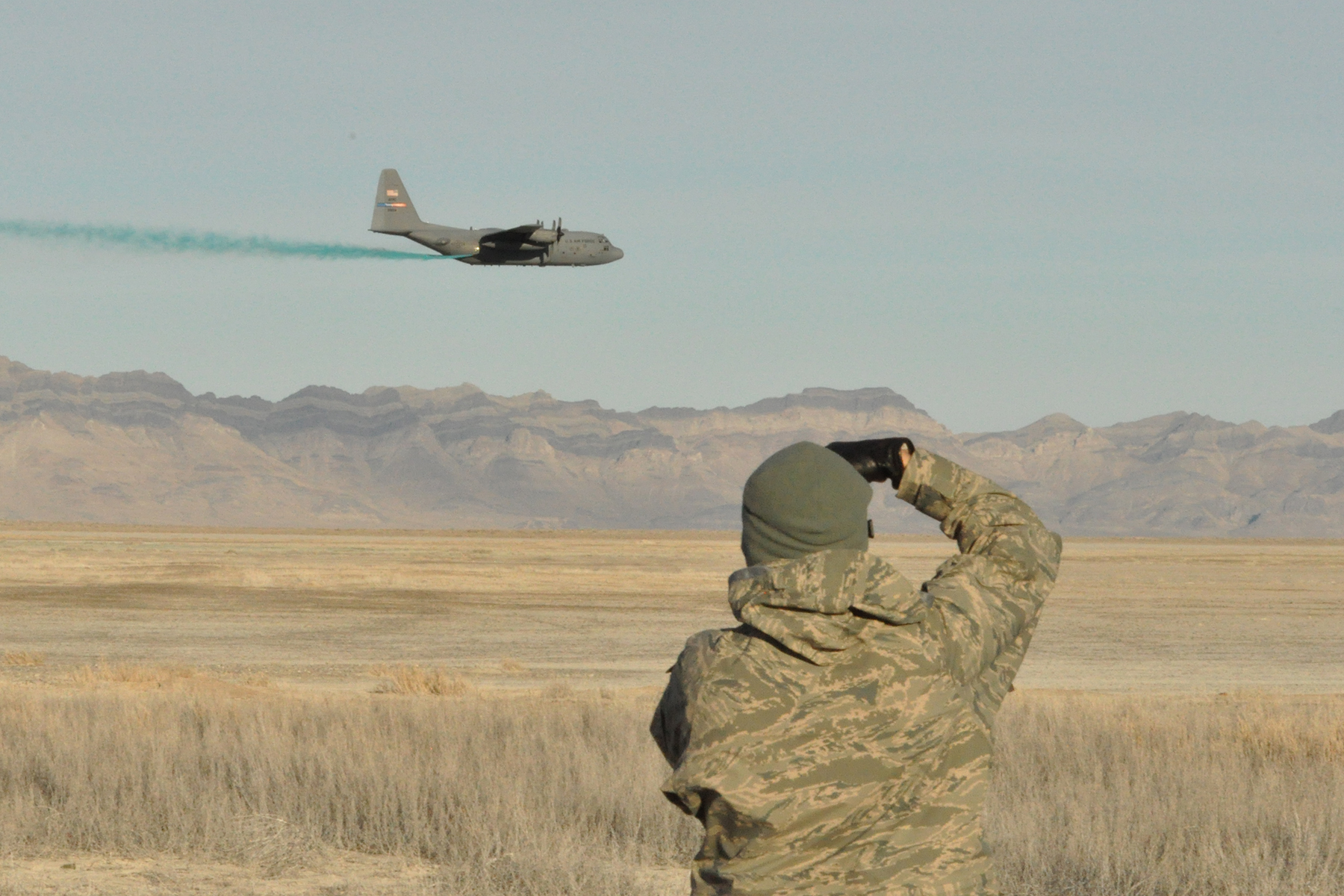 910th's Utah aerial spray mission aids EOD, provides training and cost ...