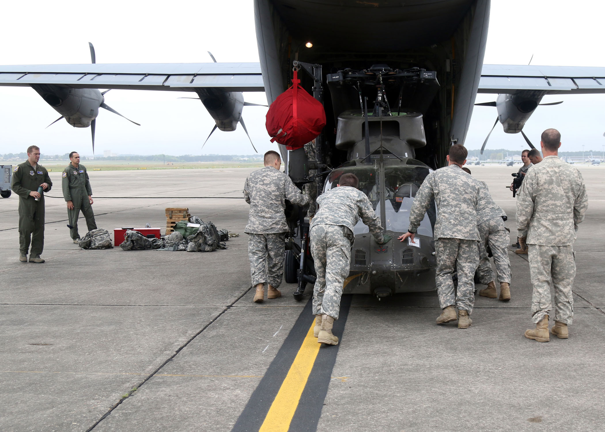 U.S. and U.K. mobility Airmen put the “Air” in Airborne during ...
