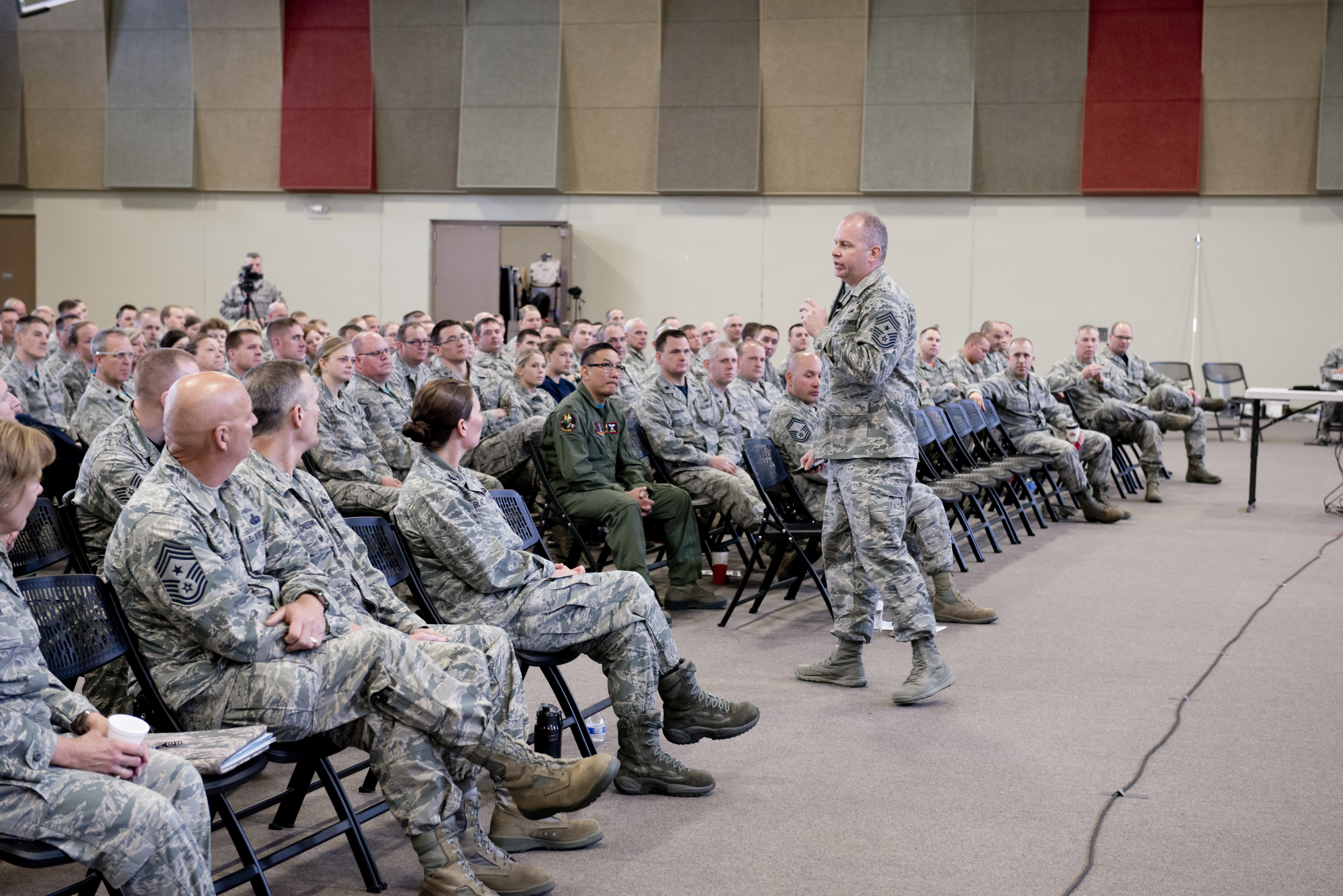 ANG Leadership Visits 132d Wing > 132d Wing > Article Display