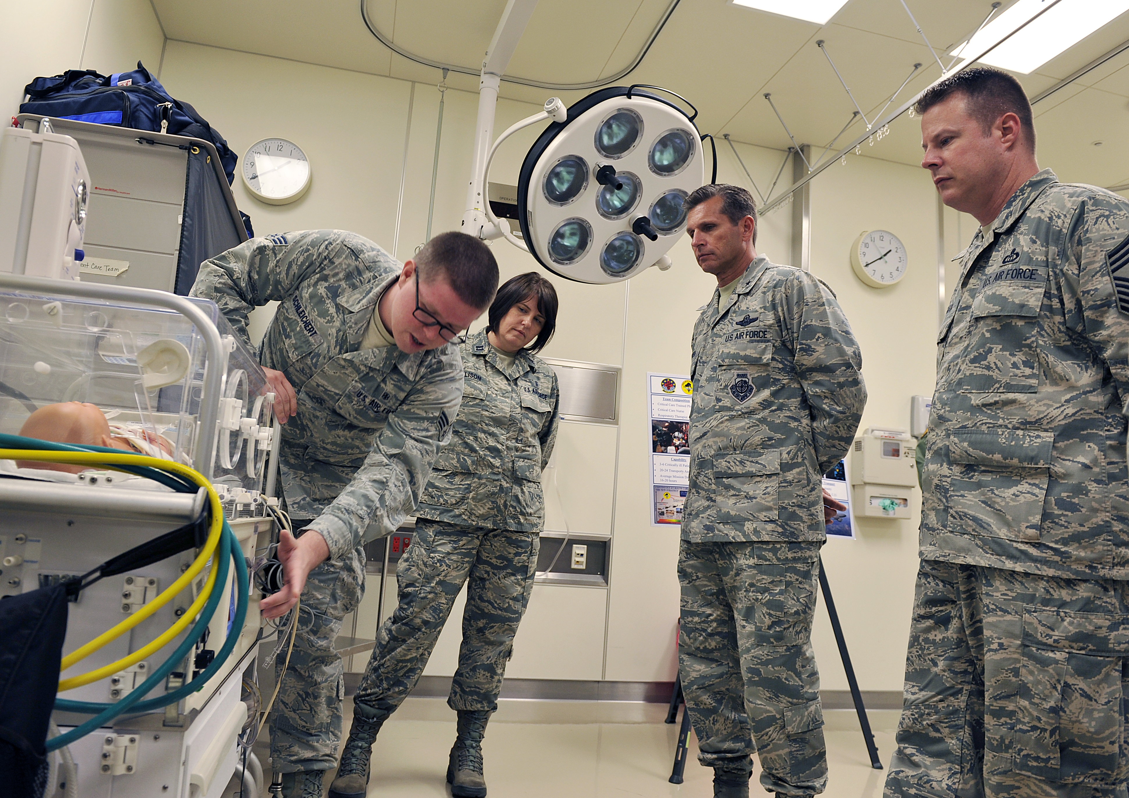 18th MDG welcomes Kadena leaders > Kadena Air Base > Article Display