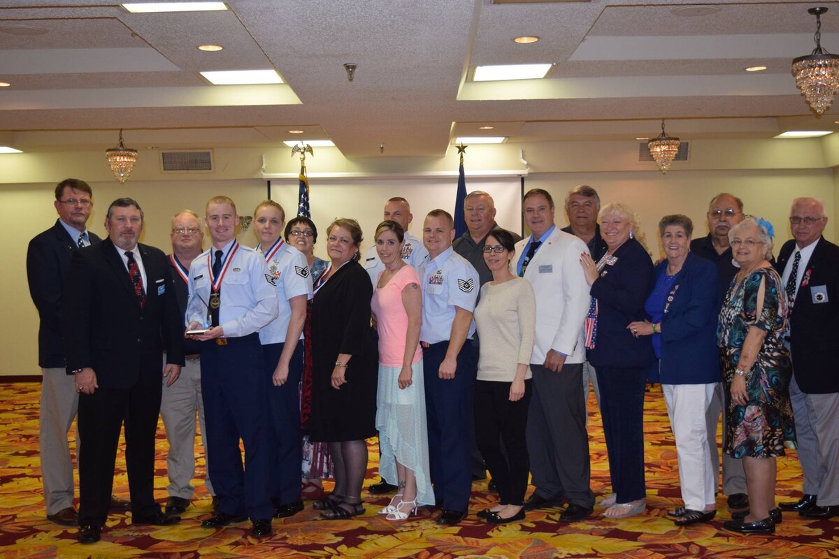 AFSA Chapter 615 excels in service > Barksdale Air Force Base > Display