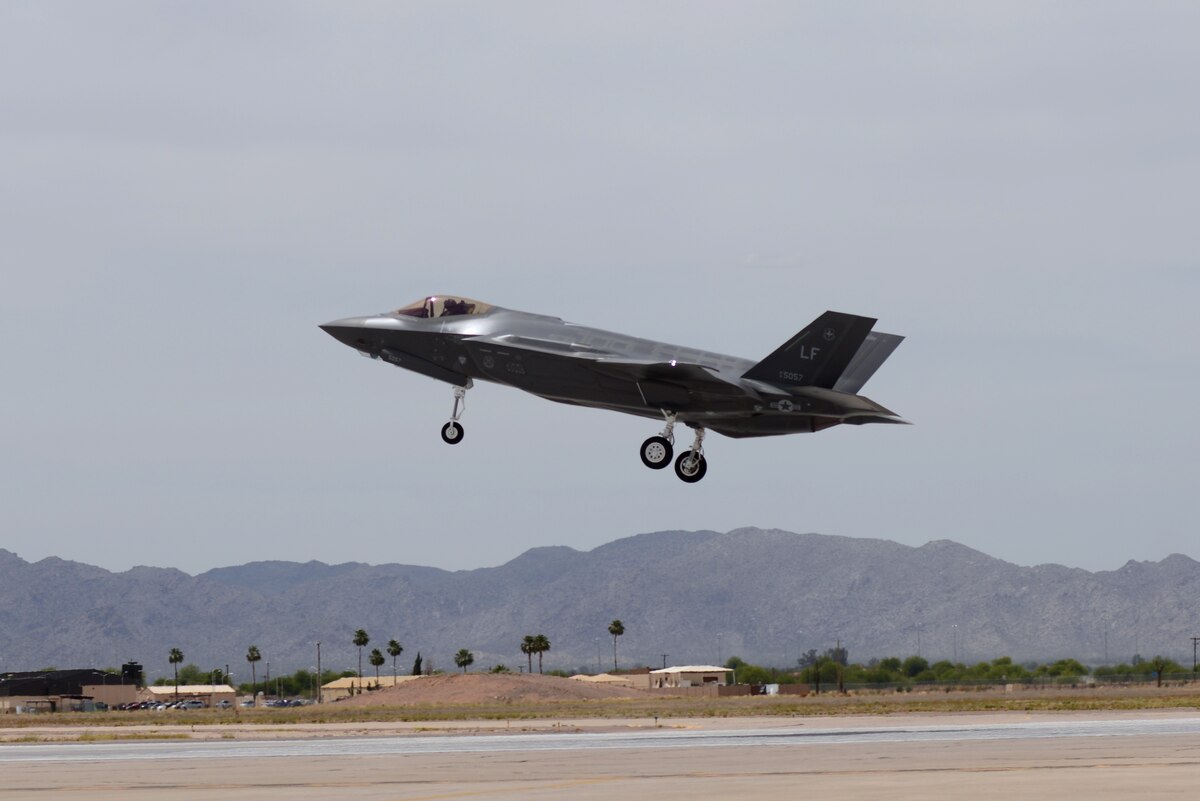 Luke’s 23rd F-35 Lightning II arrives > Luke Air Force Base > Article ...
