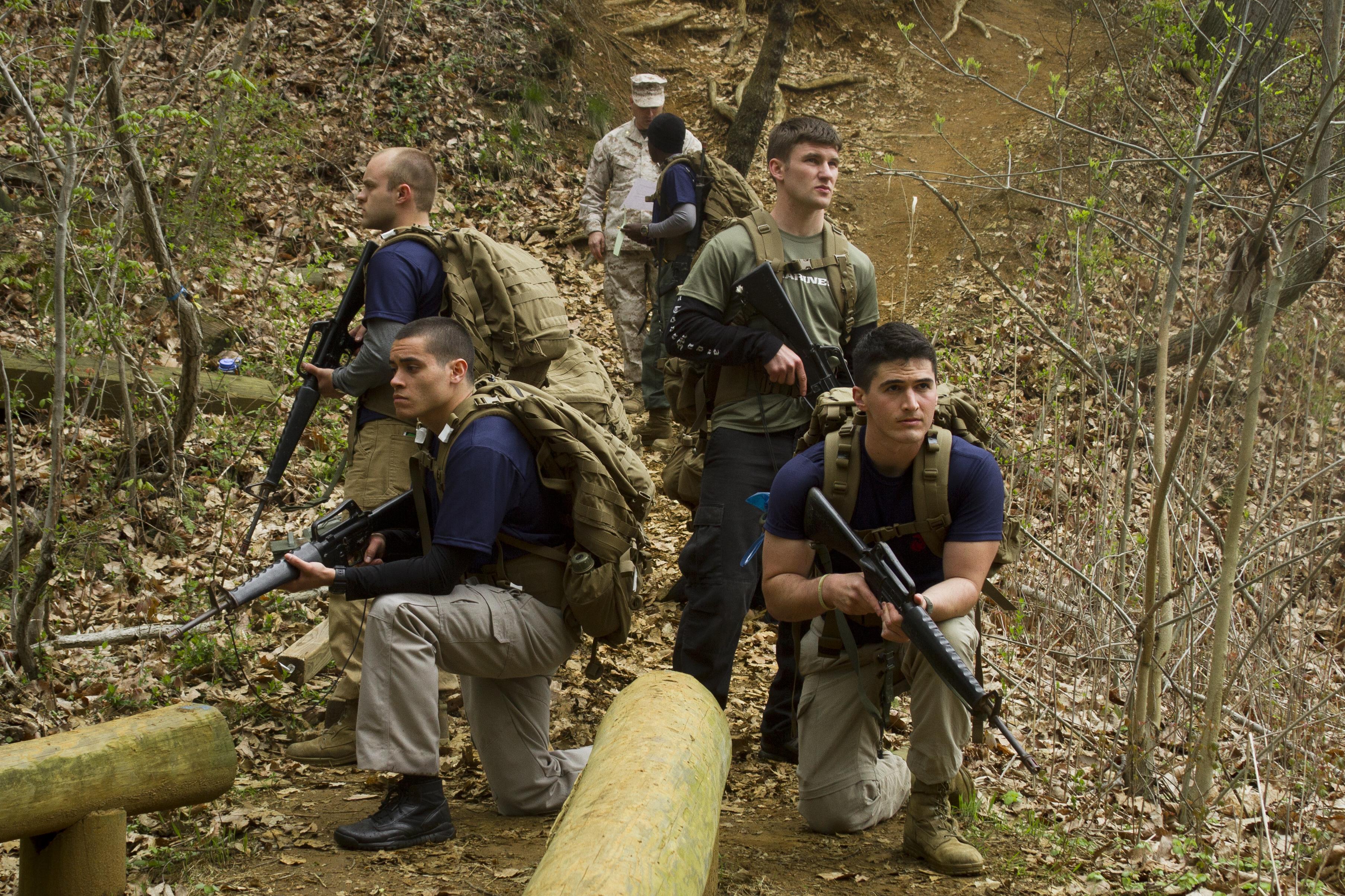 Training exercise prepares college students to become Marine Corps officers