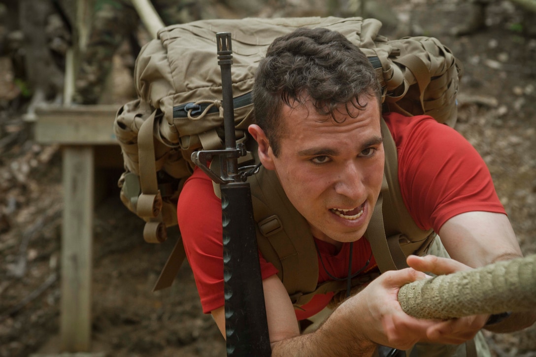 Training exercise prepares college students to become Marine Corps officers