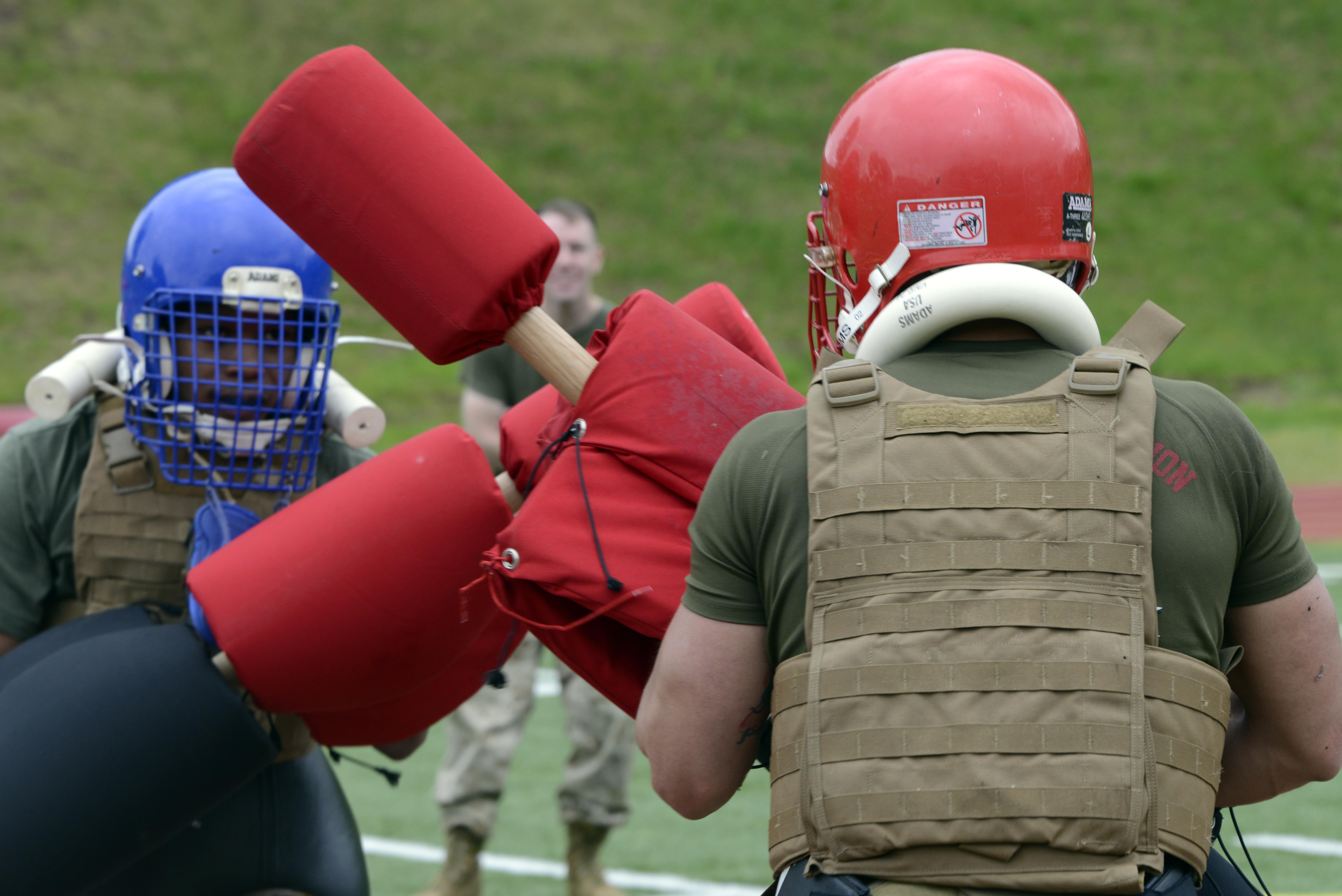 Marines compete in MCMAP Gauntlet