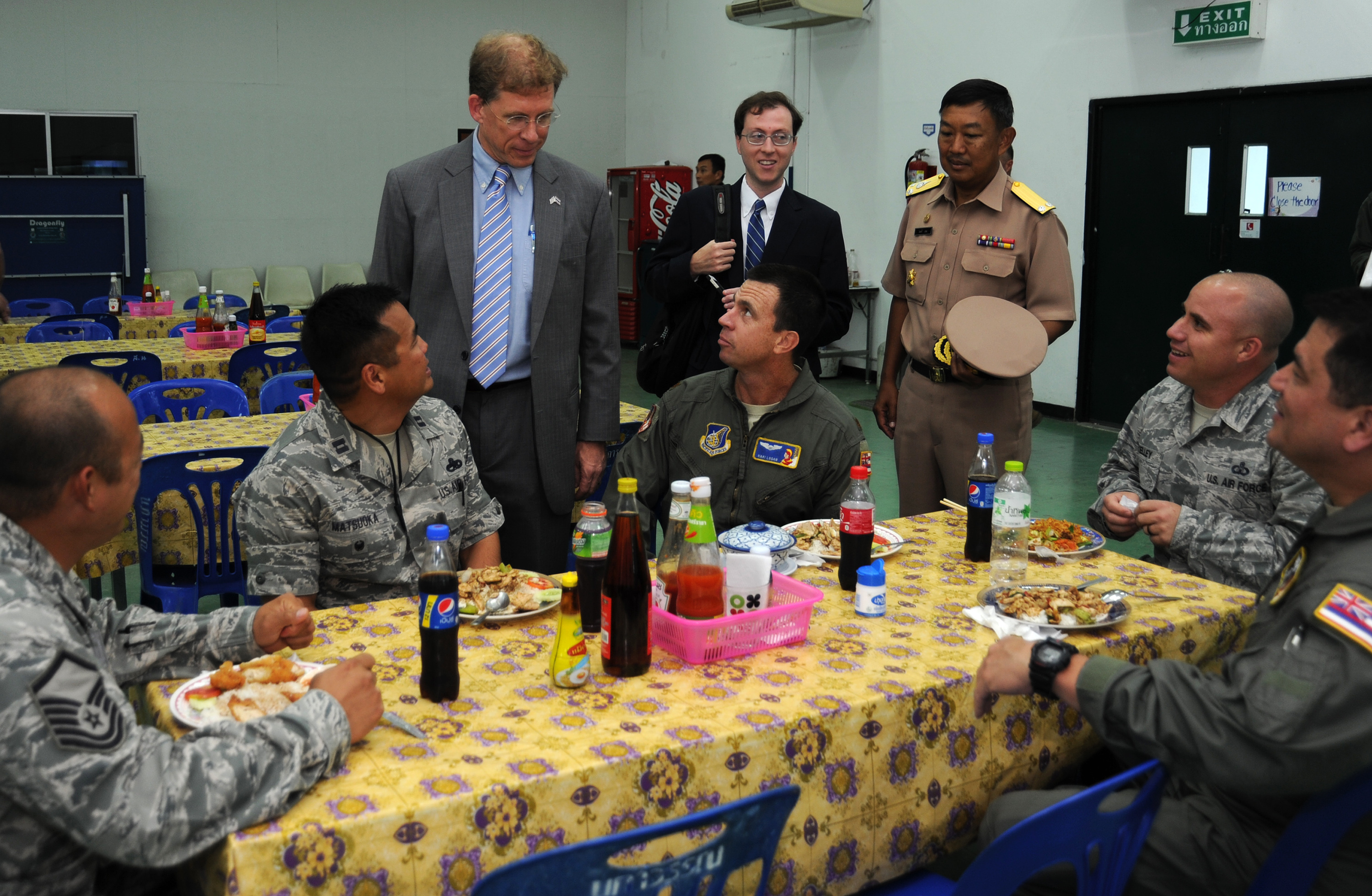 Senior U.S., Thai military leaders meet with US Chargé d’affaires to ...