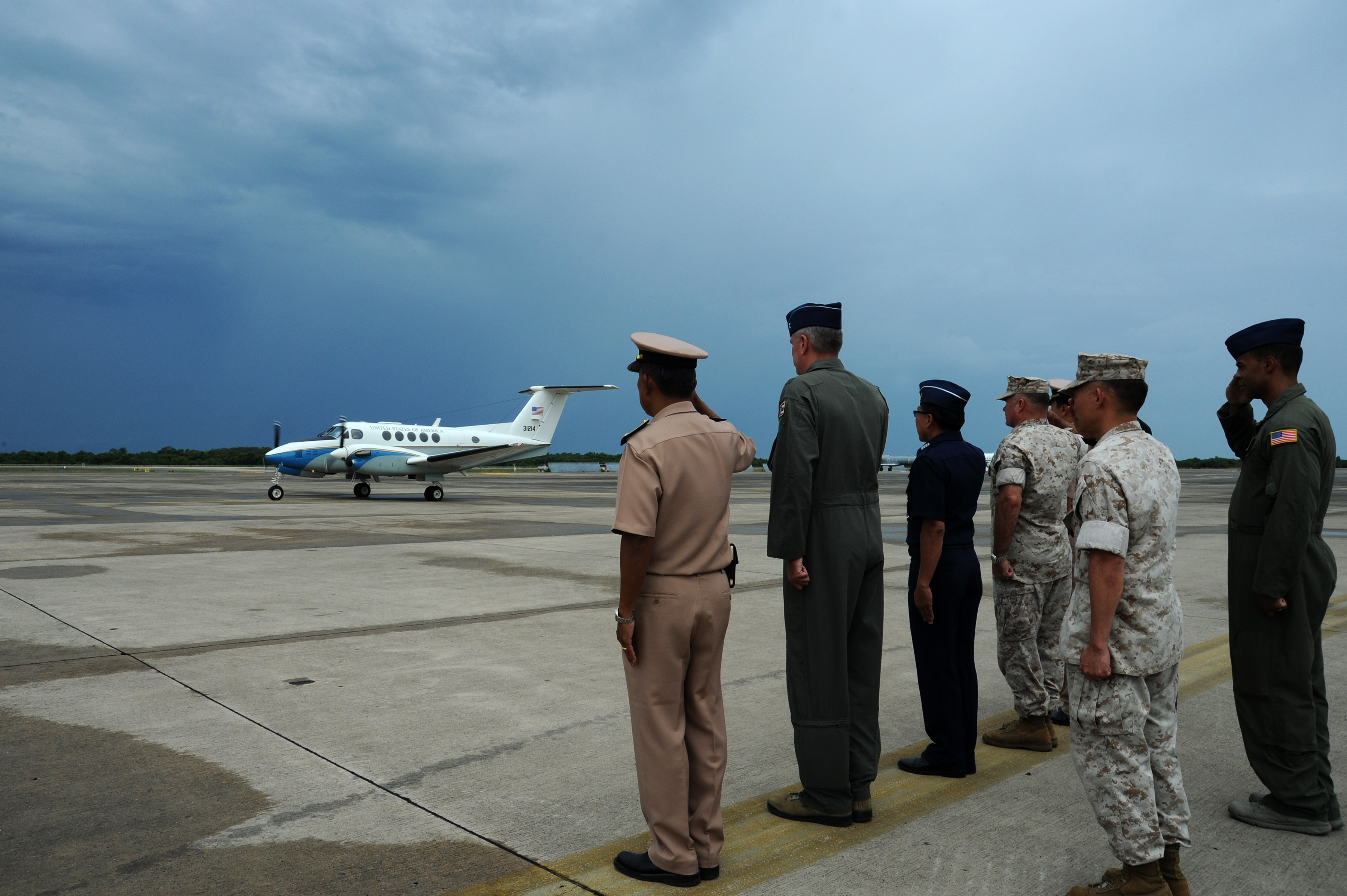 Senior U.S., Thai military leaders meet with US Chargé d’affaires to ...