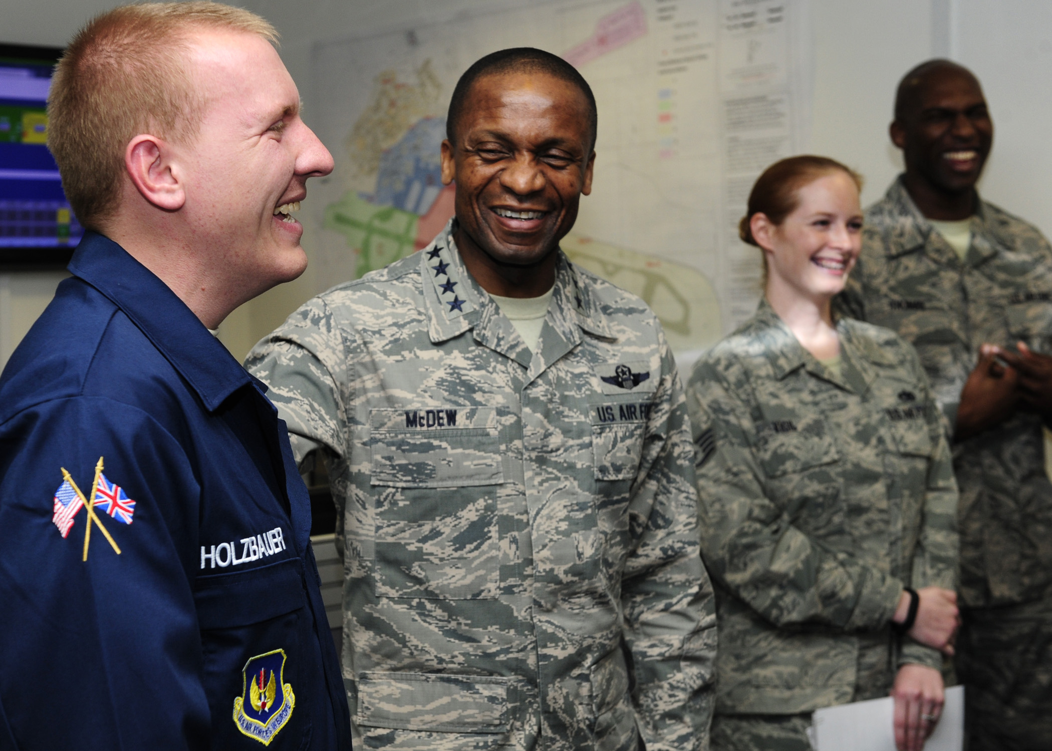AMC Commander visits RAF Mildenhall > Royal Air Force Mildenhall > RAF ...