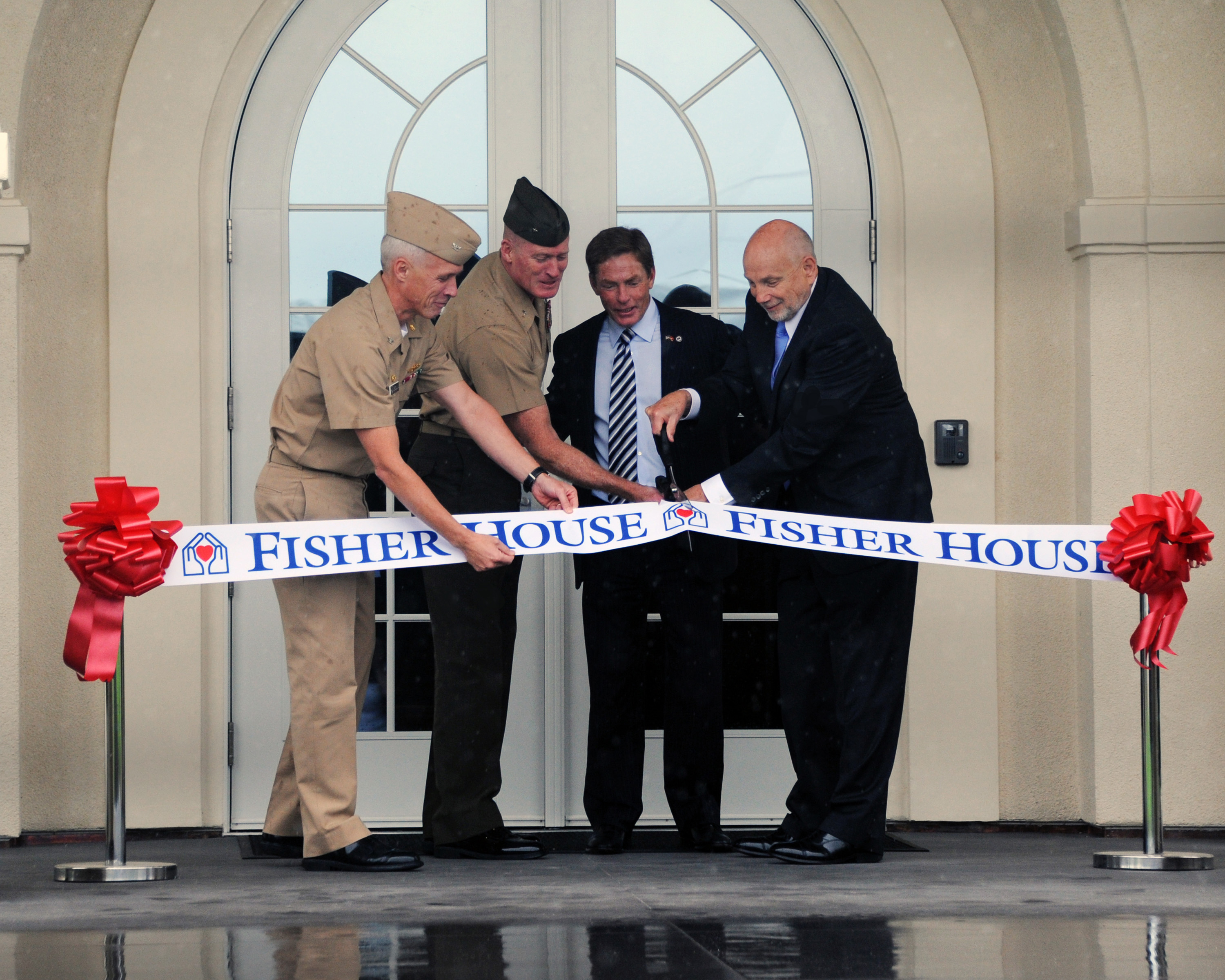 Marine Corps Base Camp Pendleton Dedicates Fisher House > United States ...