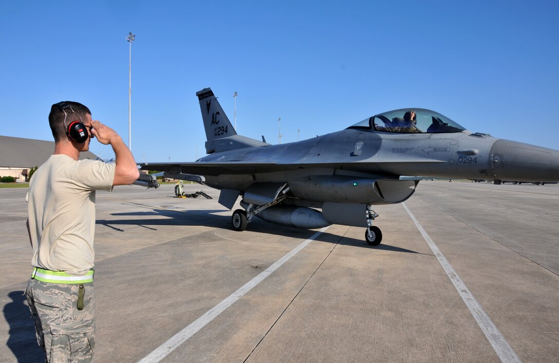 Combat Archer salute