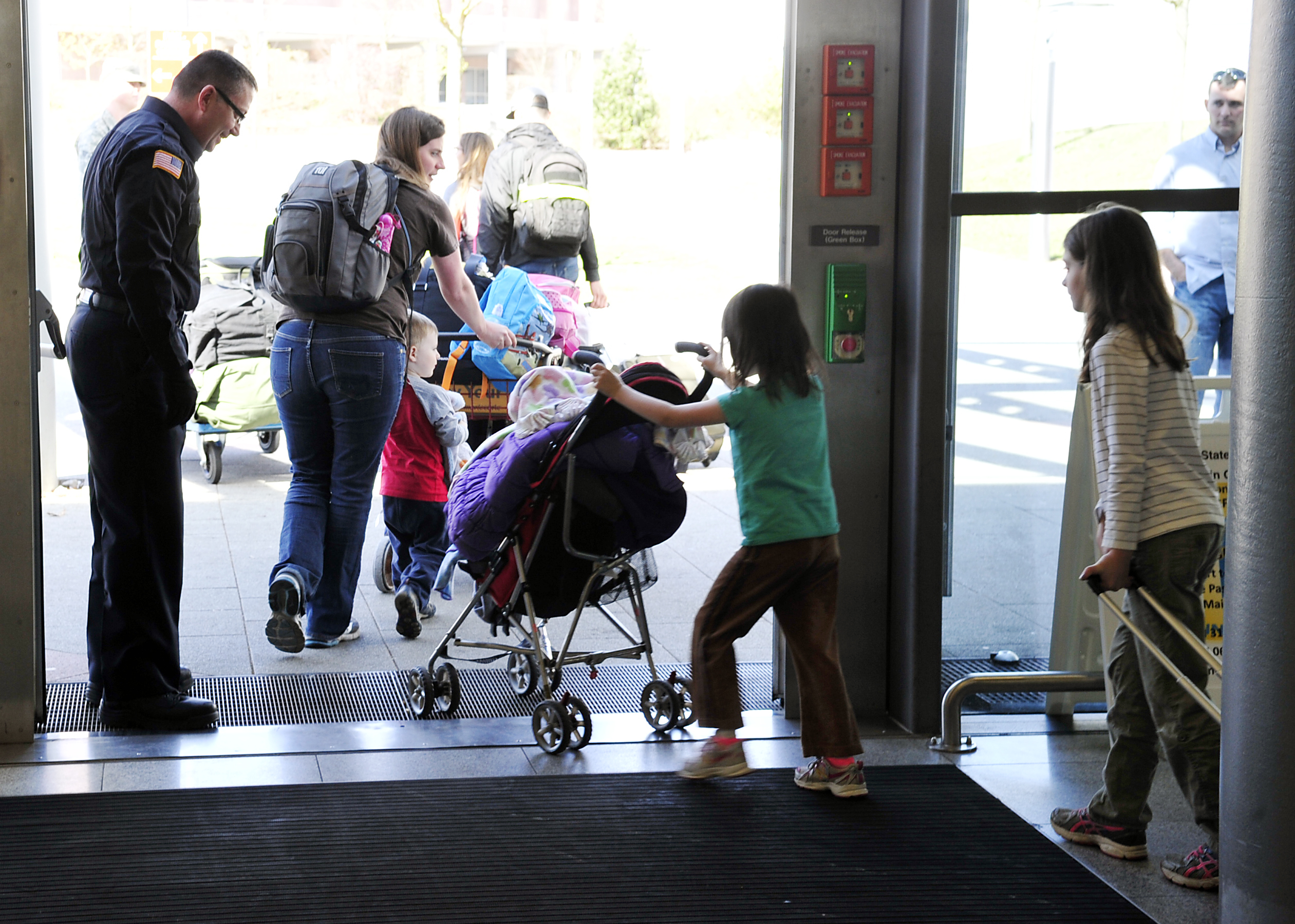 Customs agents safeguard environment, people > Ramstein Air Base > Display