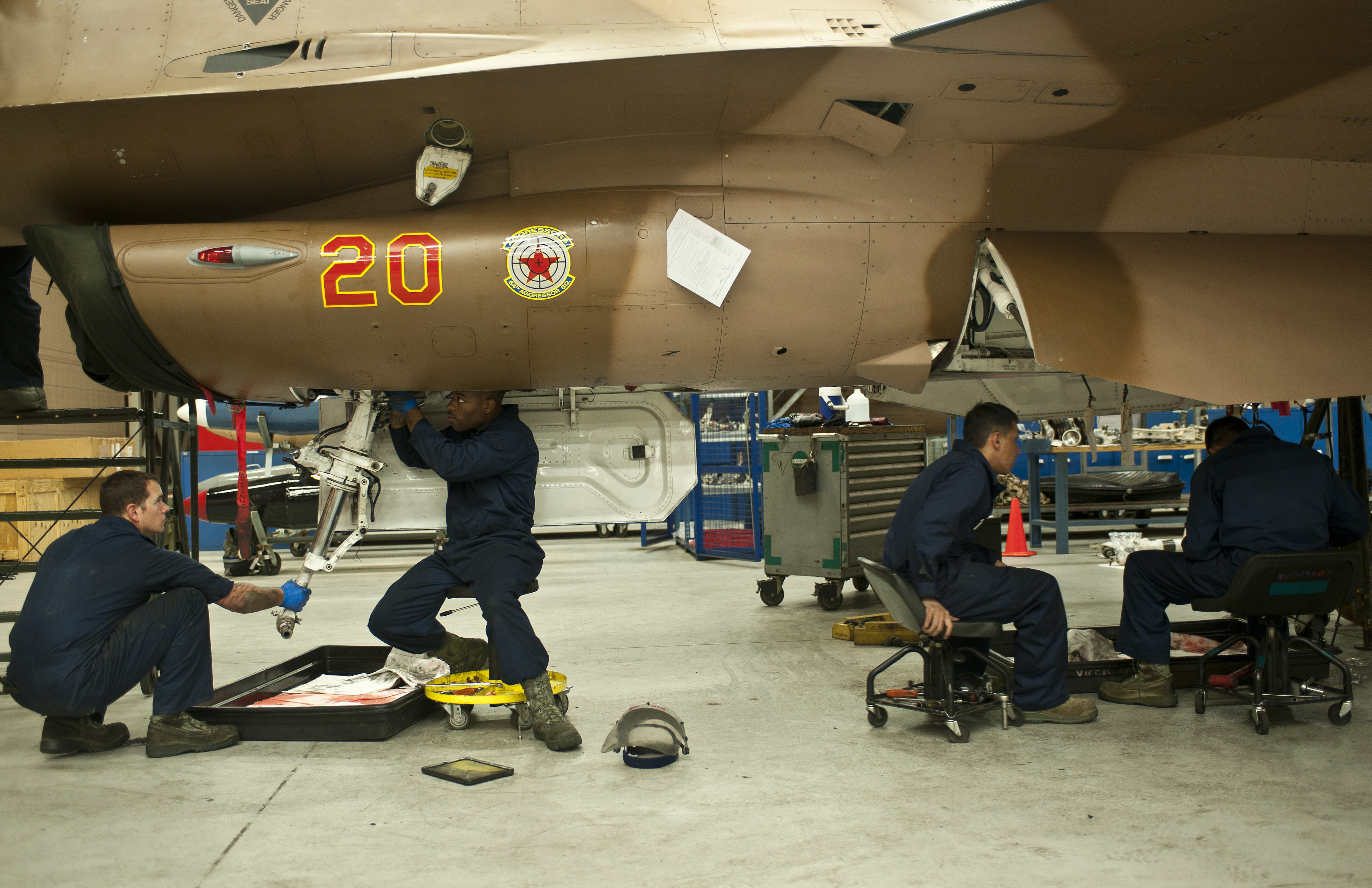'Snake Charmers': Viper AMU maintainers bring bite to fight