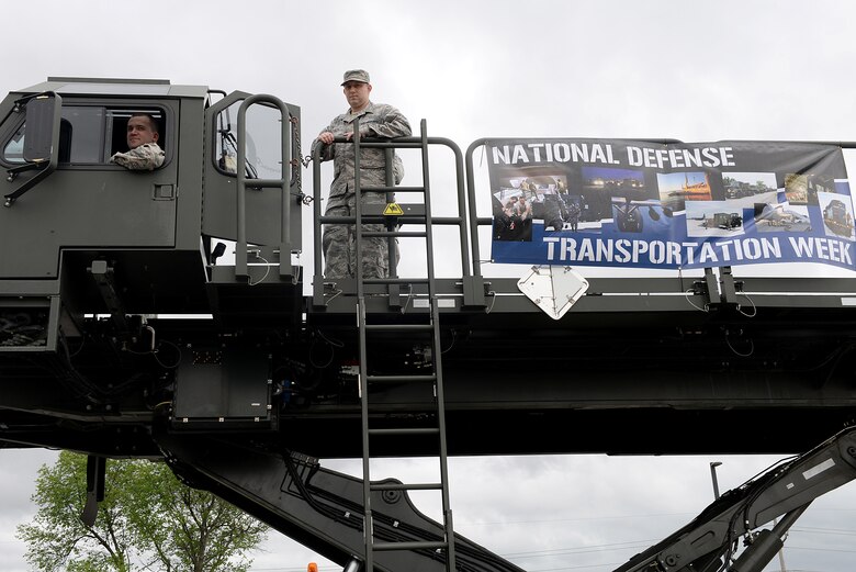 Scott units mark National Defense Transportation Week > Scott Air Force ...