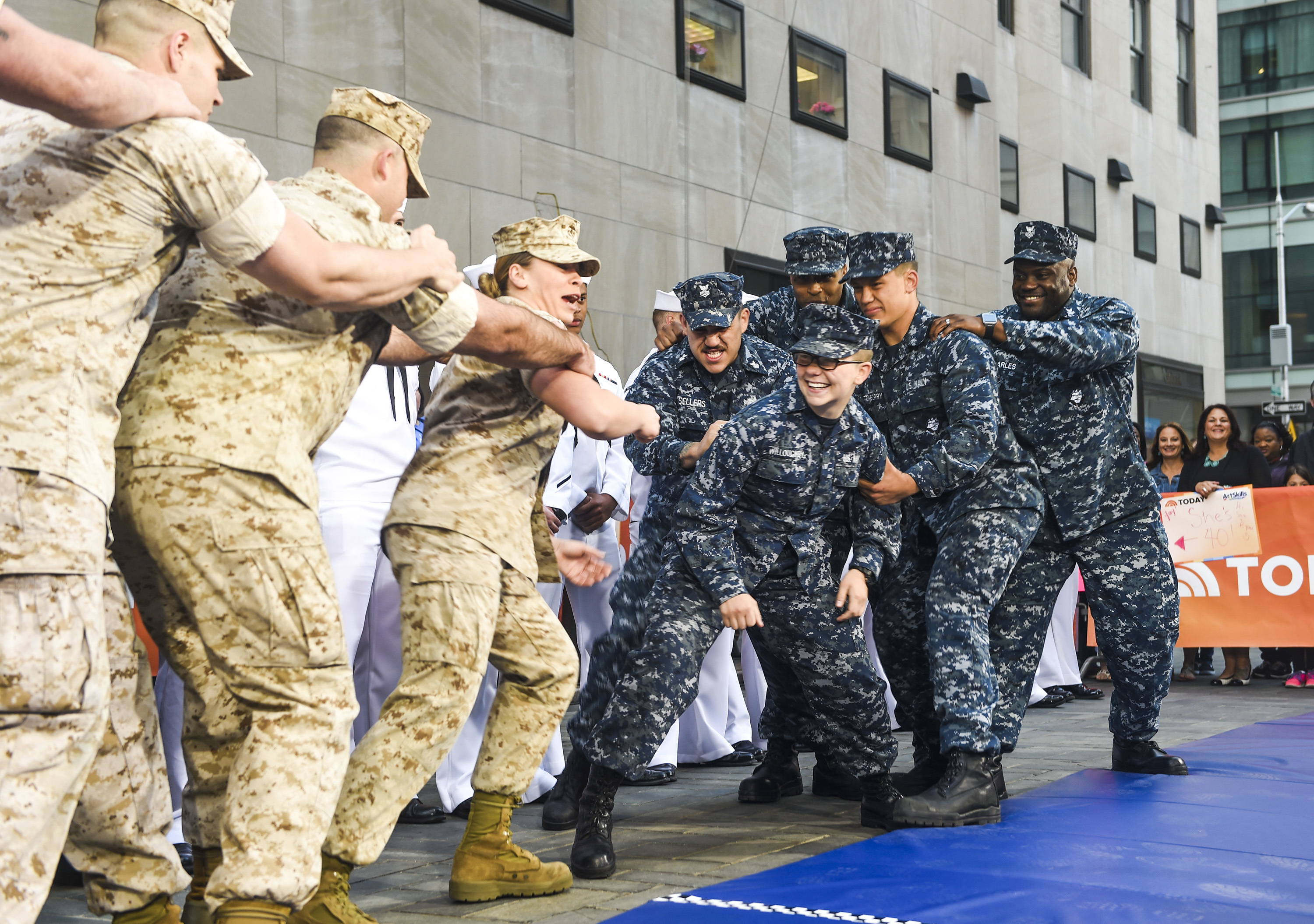 Navy tops Marine Corps in annual Fleet Week tug-of-war competition ...