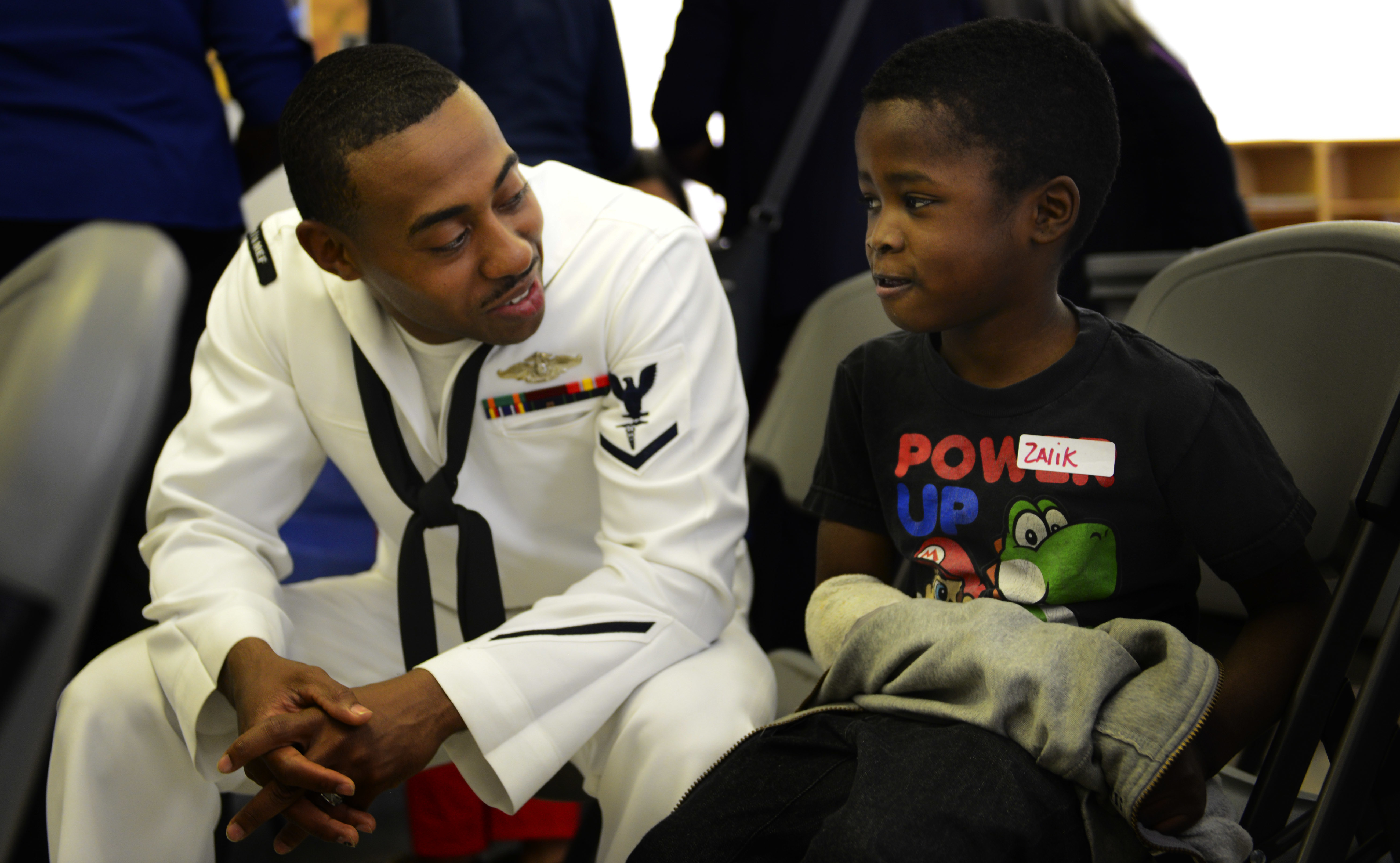 Service members participate in 'Project Hope' at Help Bronx Morris ...