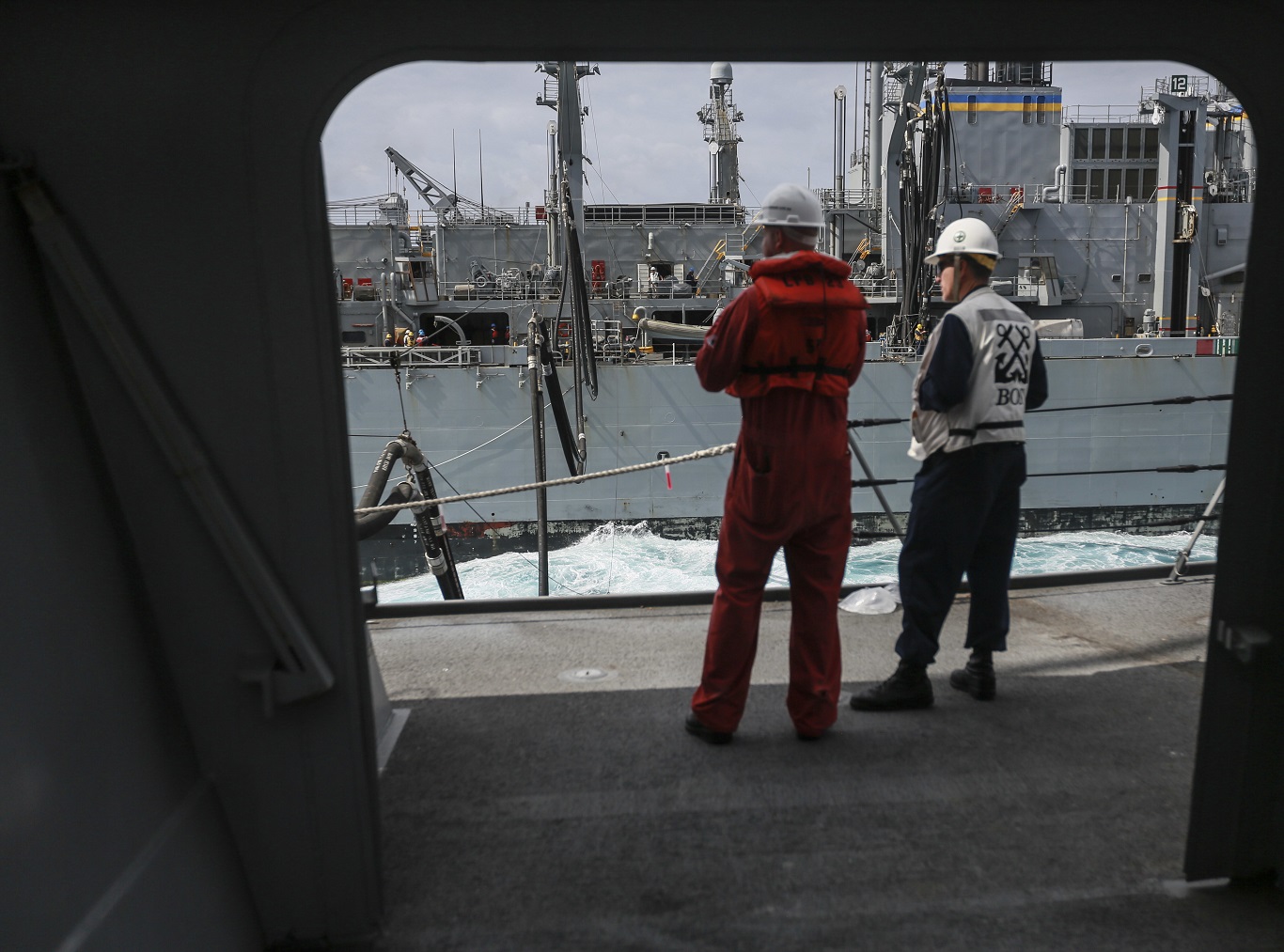USS Anchorage replenishes at sea