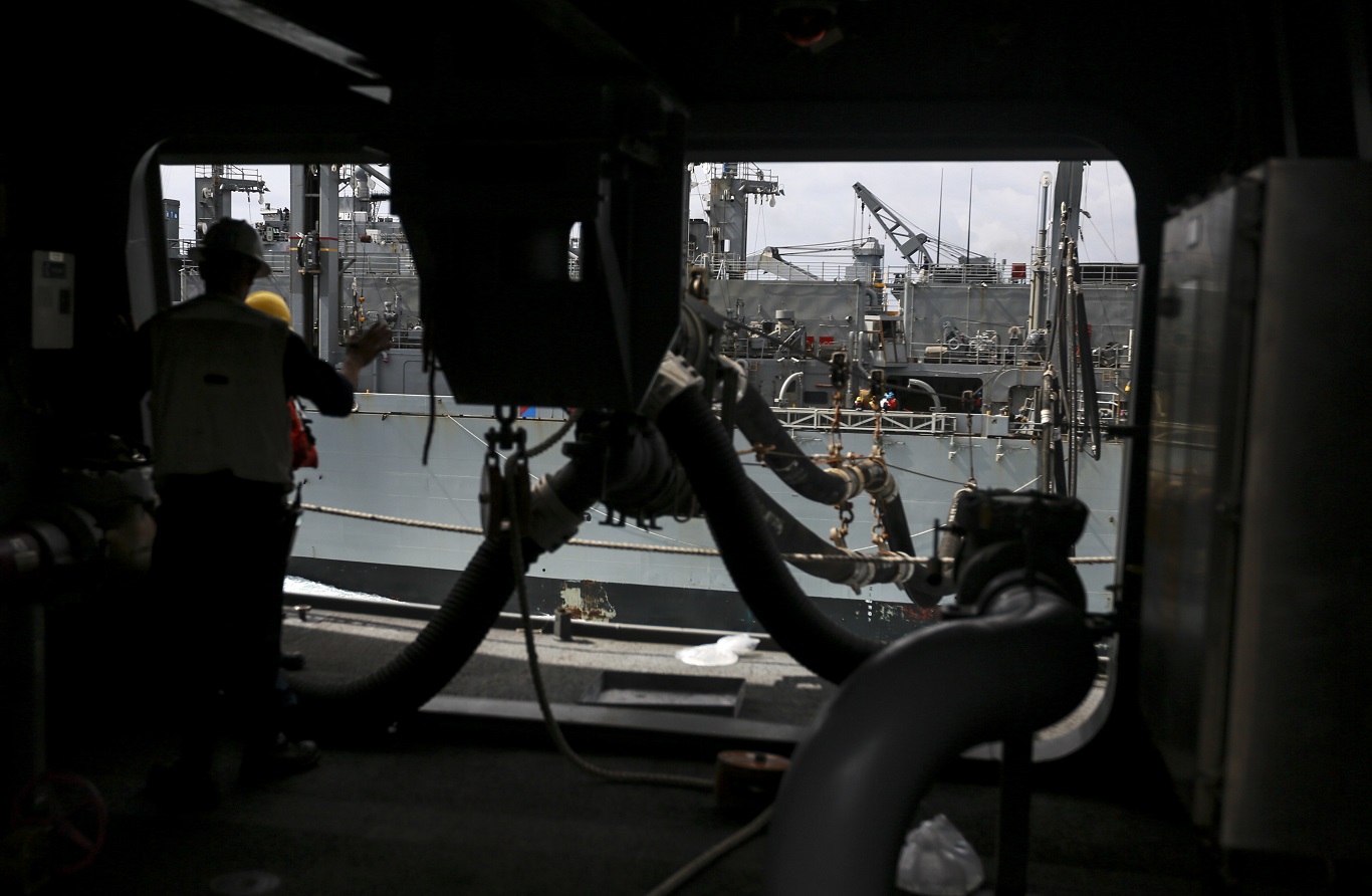 USS Anchorage replenishes at sea