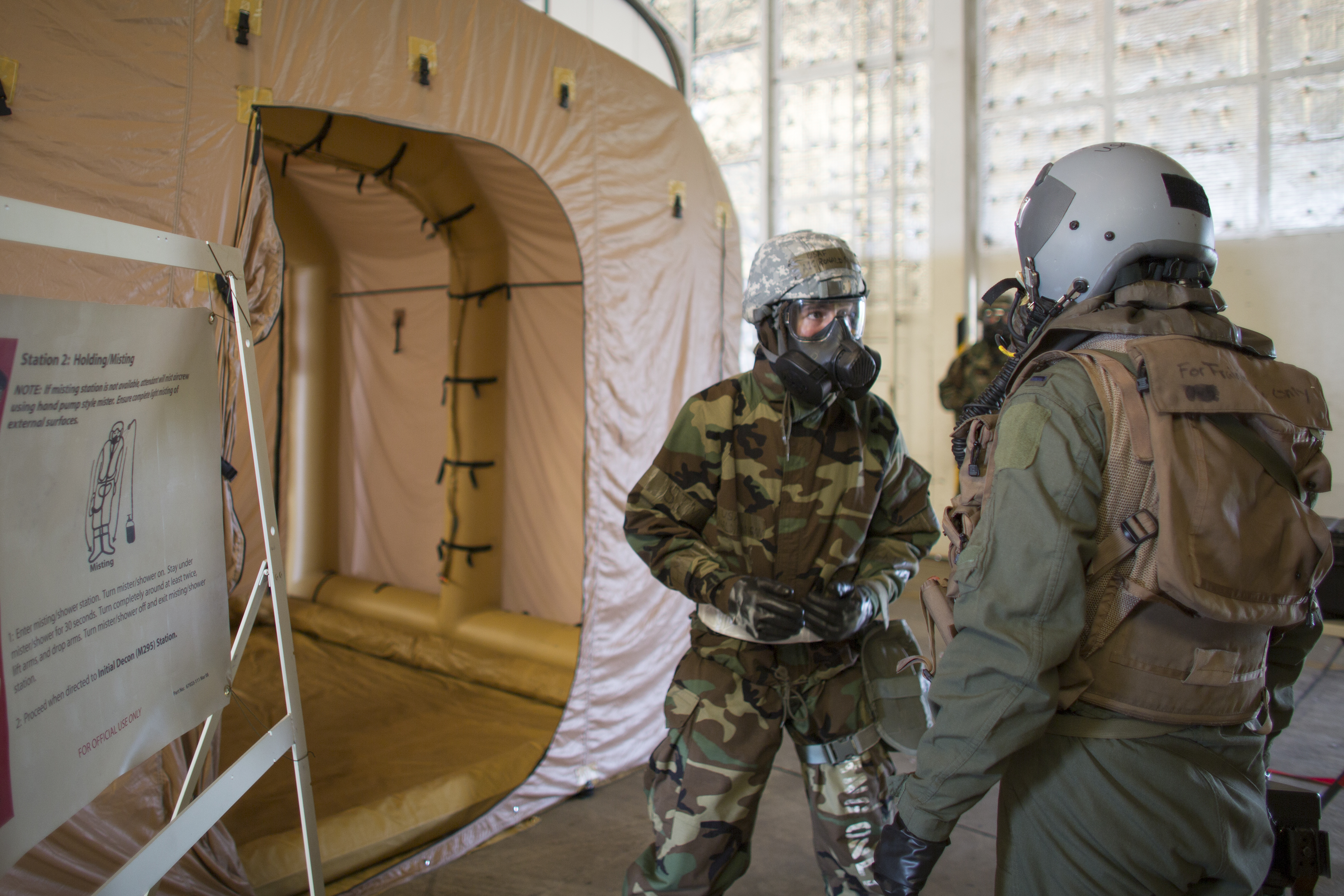 Aircrew decontamination training > Pacific Air Forces > Article Display