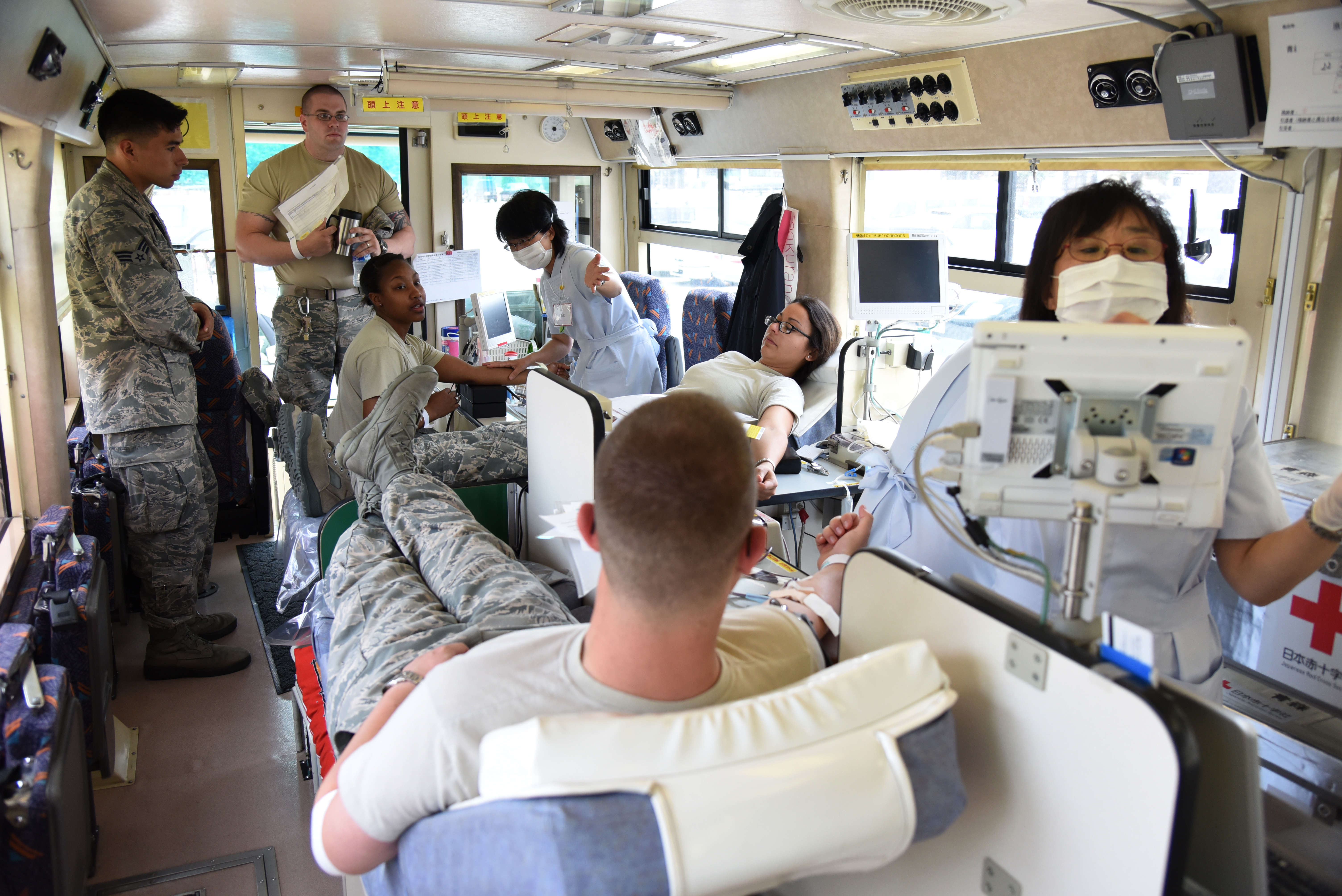 Japanese and U.S. strengthen 'blood ties' through blood drive > Misawa ...