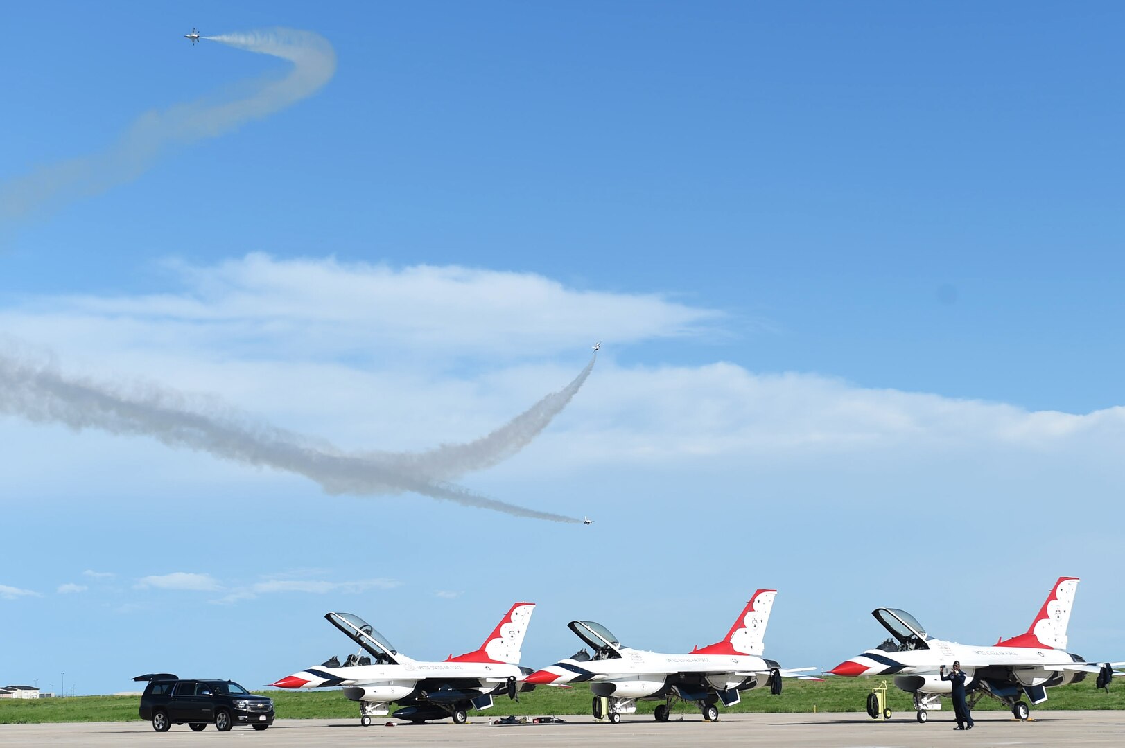 Thunderbirds visit Buckley AFB > Buckley Space Force Base > Article Display
