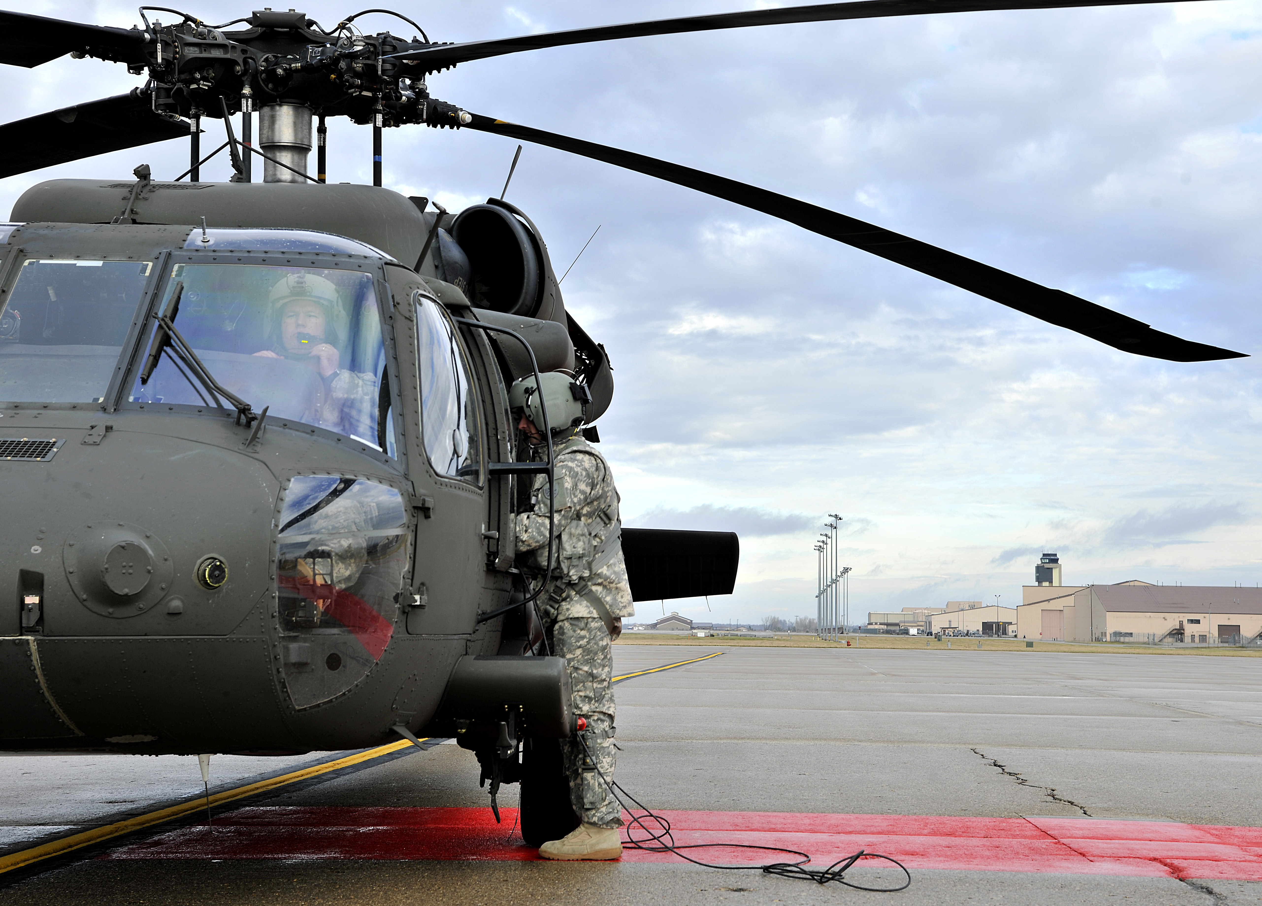 Grand Forks AFB hosts Army ROTC Black Hawk flight > Grand Forks Air ...