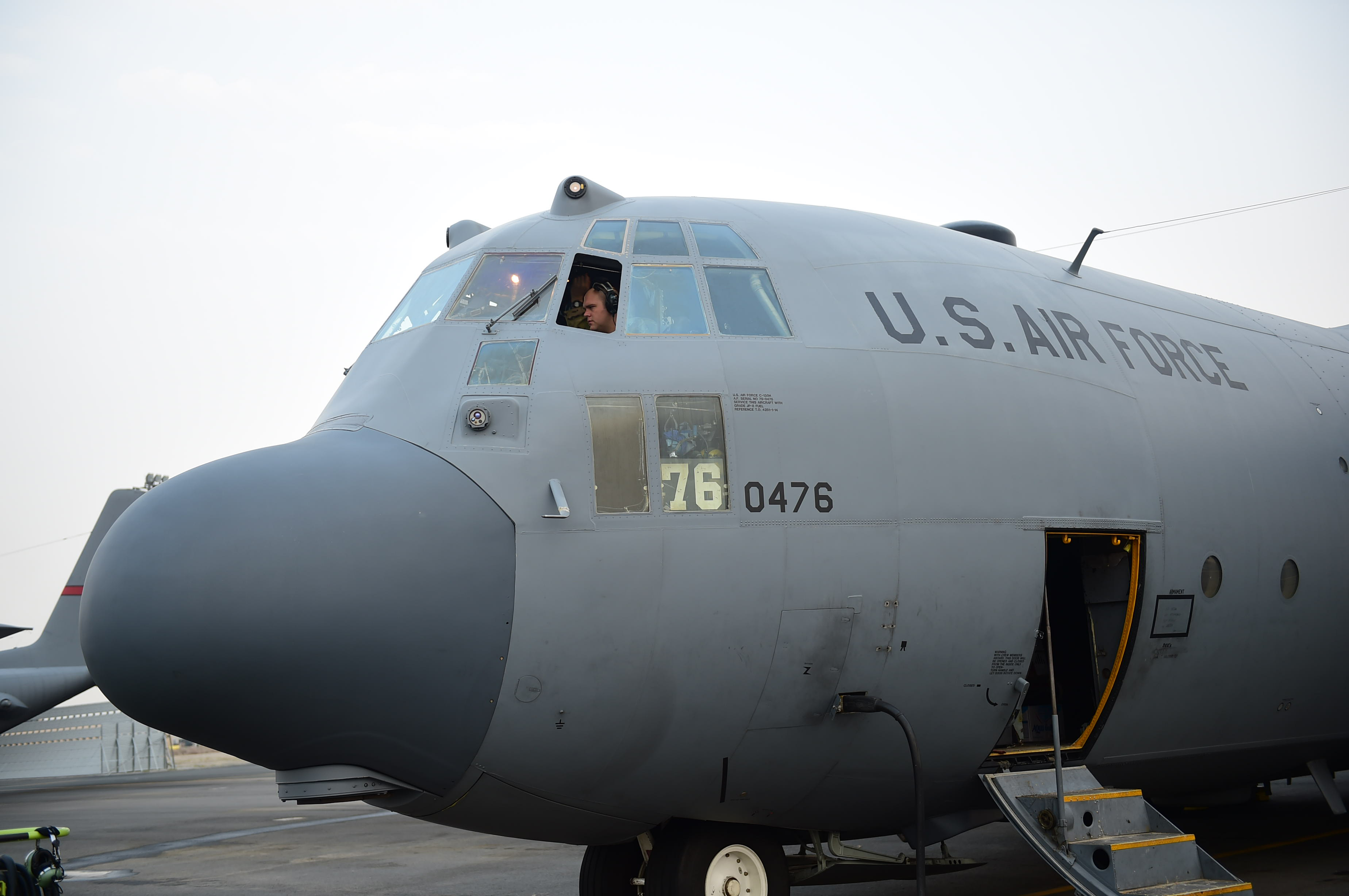 Flight, maintenance crews work together to ensure mission success > U.S ...