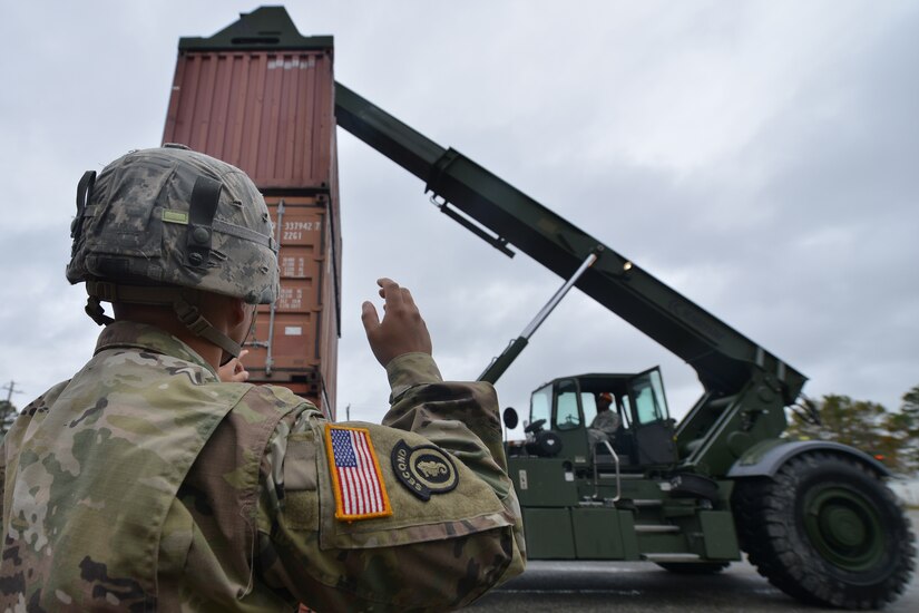 Eustis school teaches total force cargo loading skills > Joint Base ...