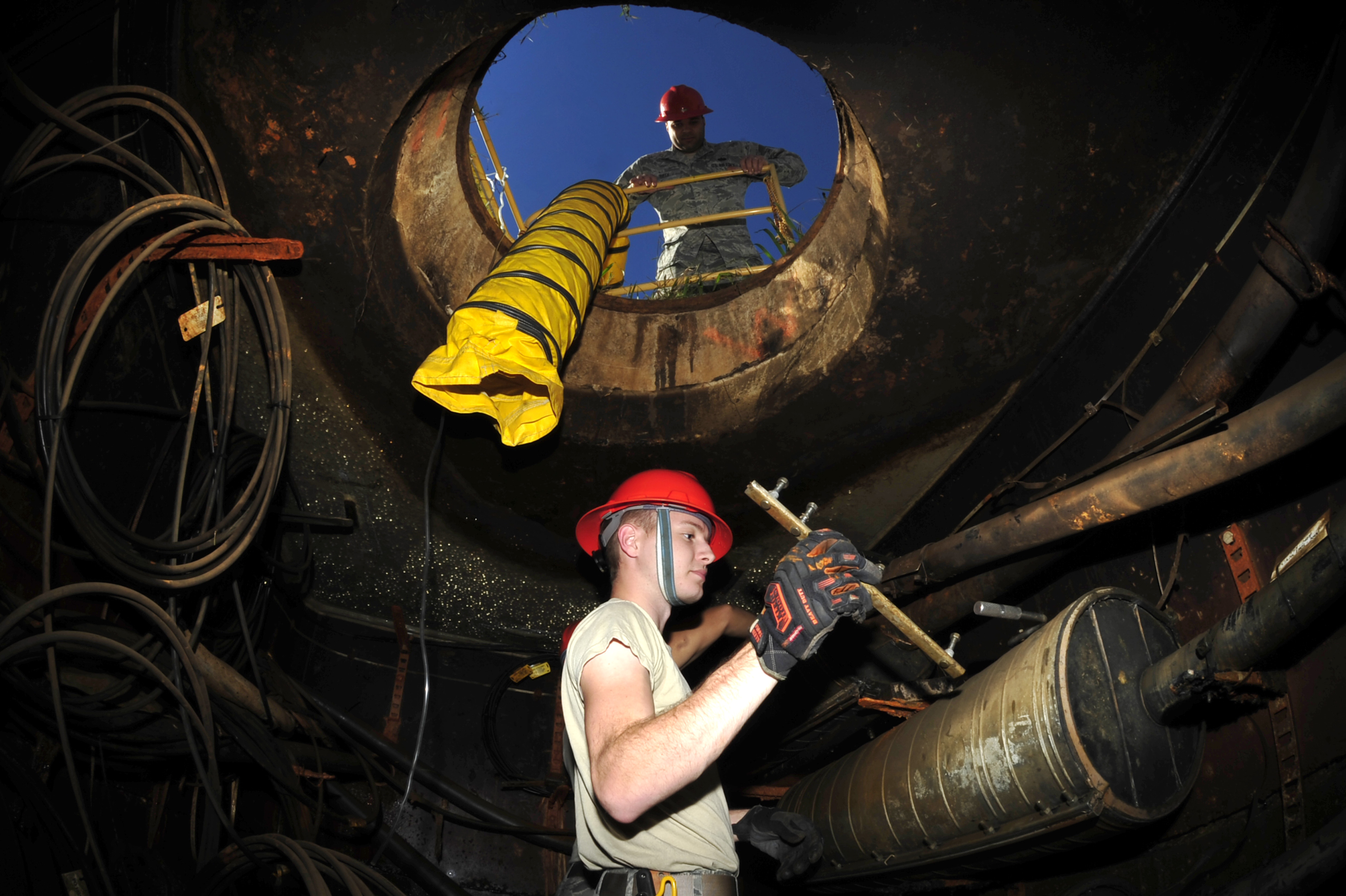"Cable Dawgs:" ensuring smooth communications > Joint Base Langley ...