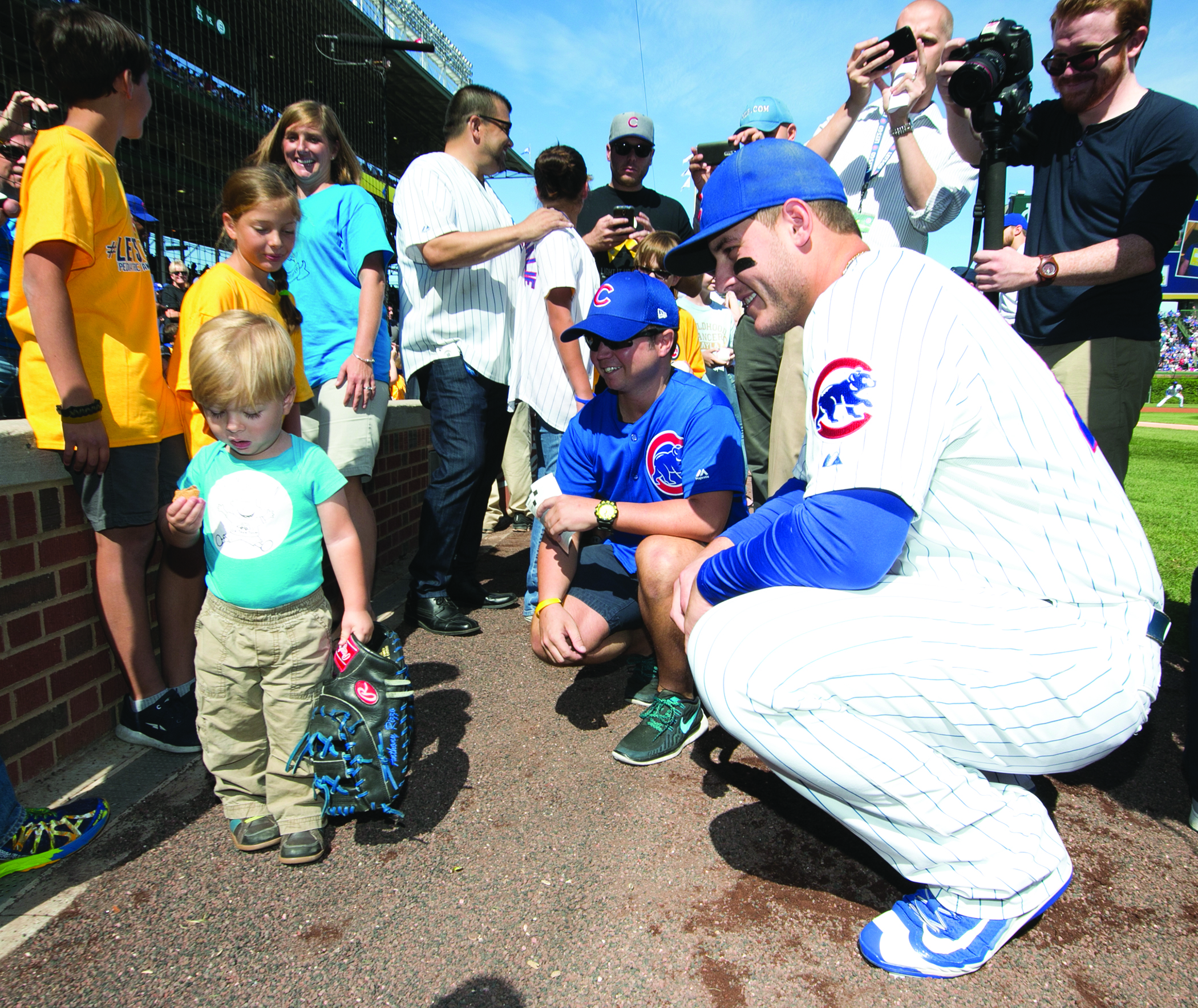 Kirtland boy throws first pitch at Cubs game > Kirtland Air Force Base ...