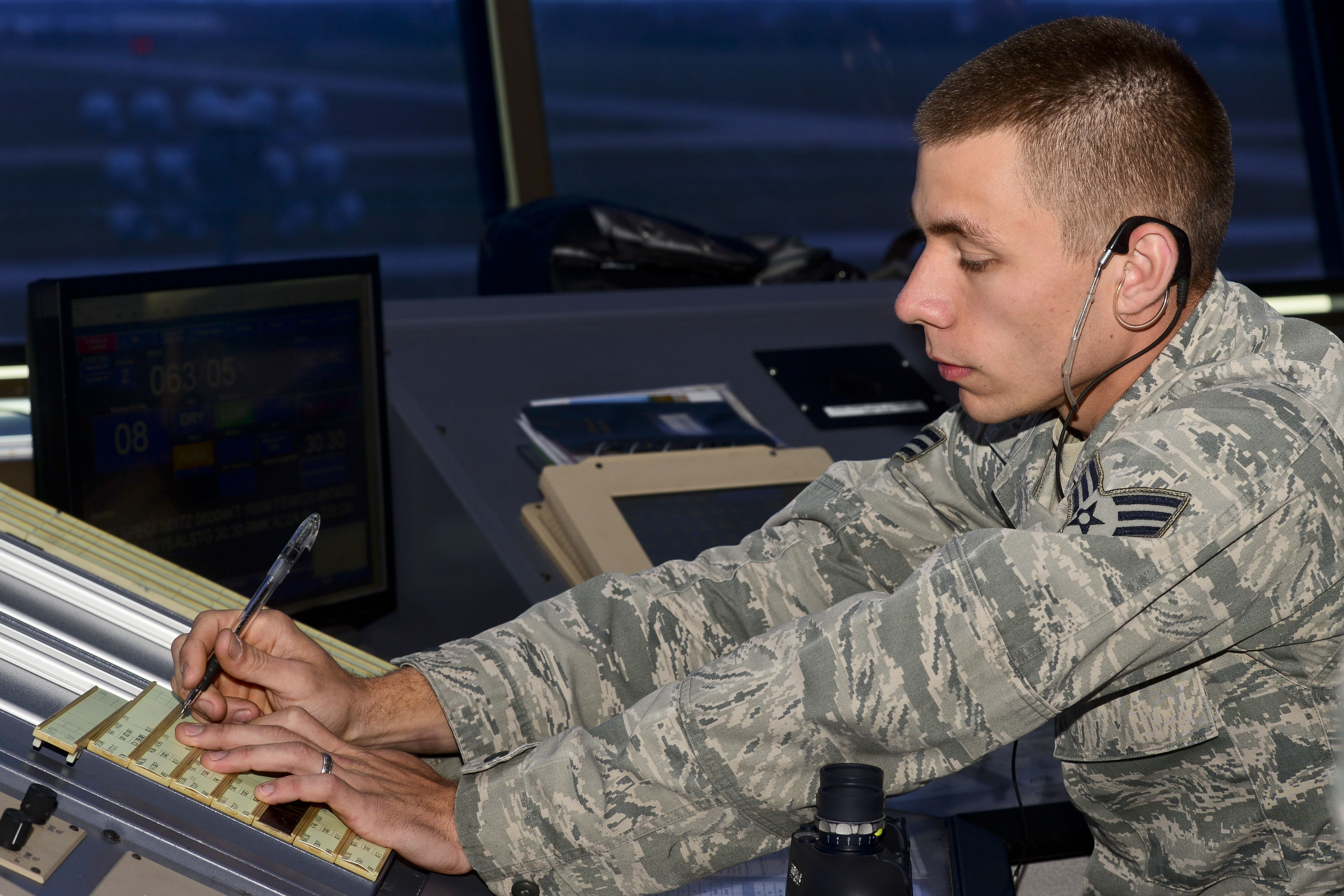 ATC: directing traffic in the air > Joint Base Langley-Eustis > Article ...