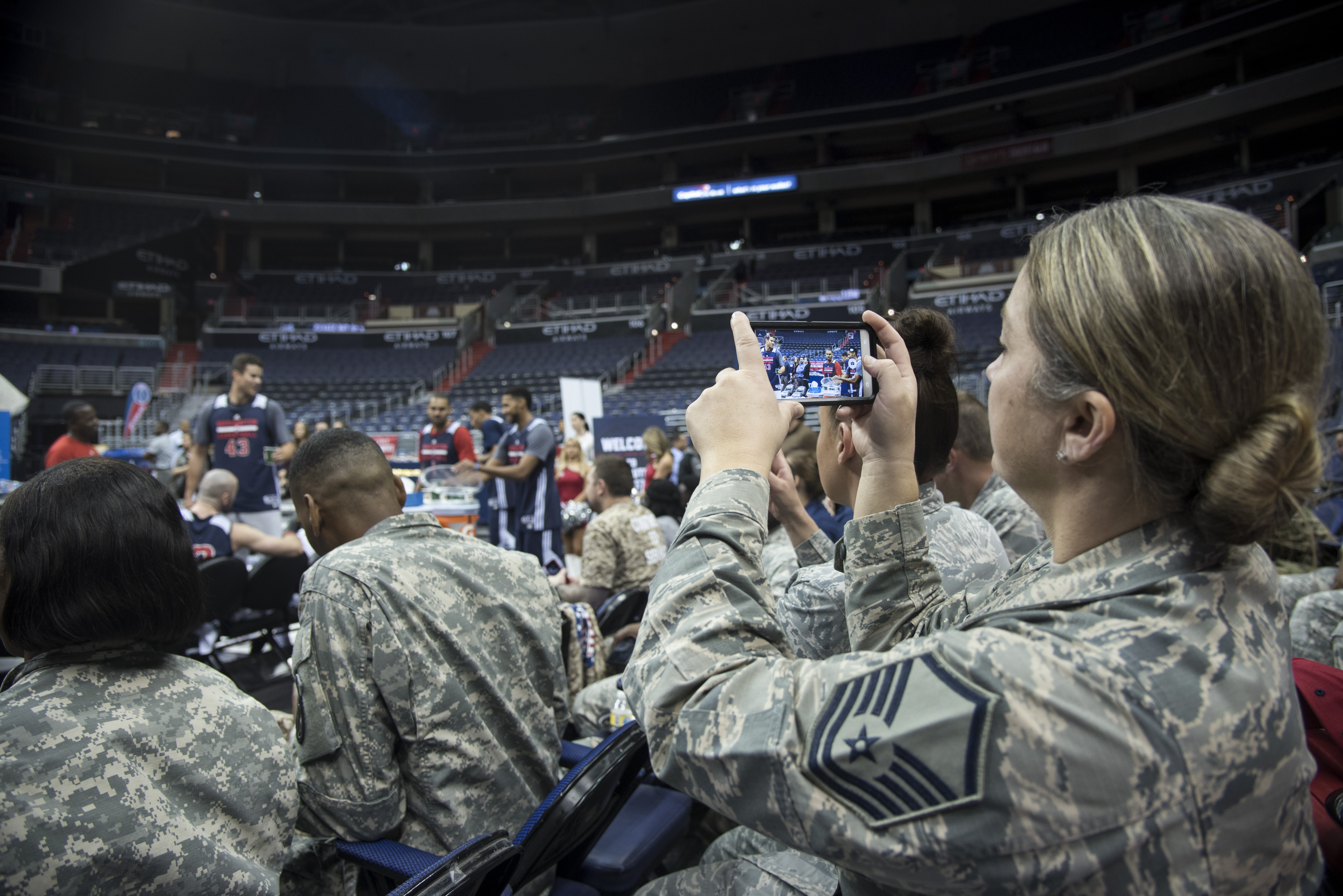 Wizards salute military > Joint Base Andrews > News