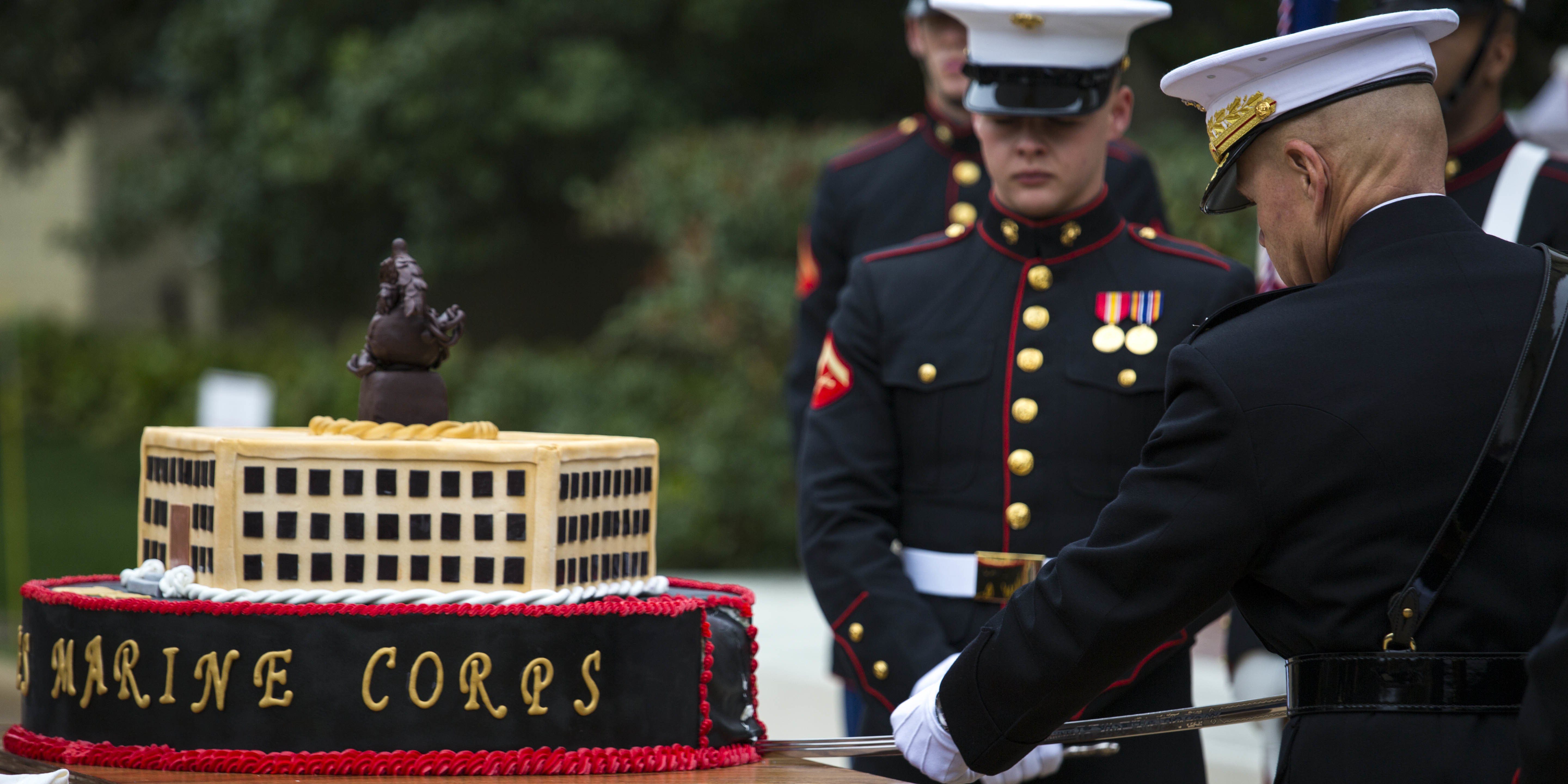 Commandant, Sergeant Major of the Marine Corps celebrate 240th Marine ...