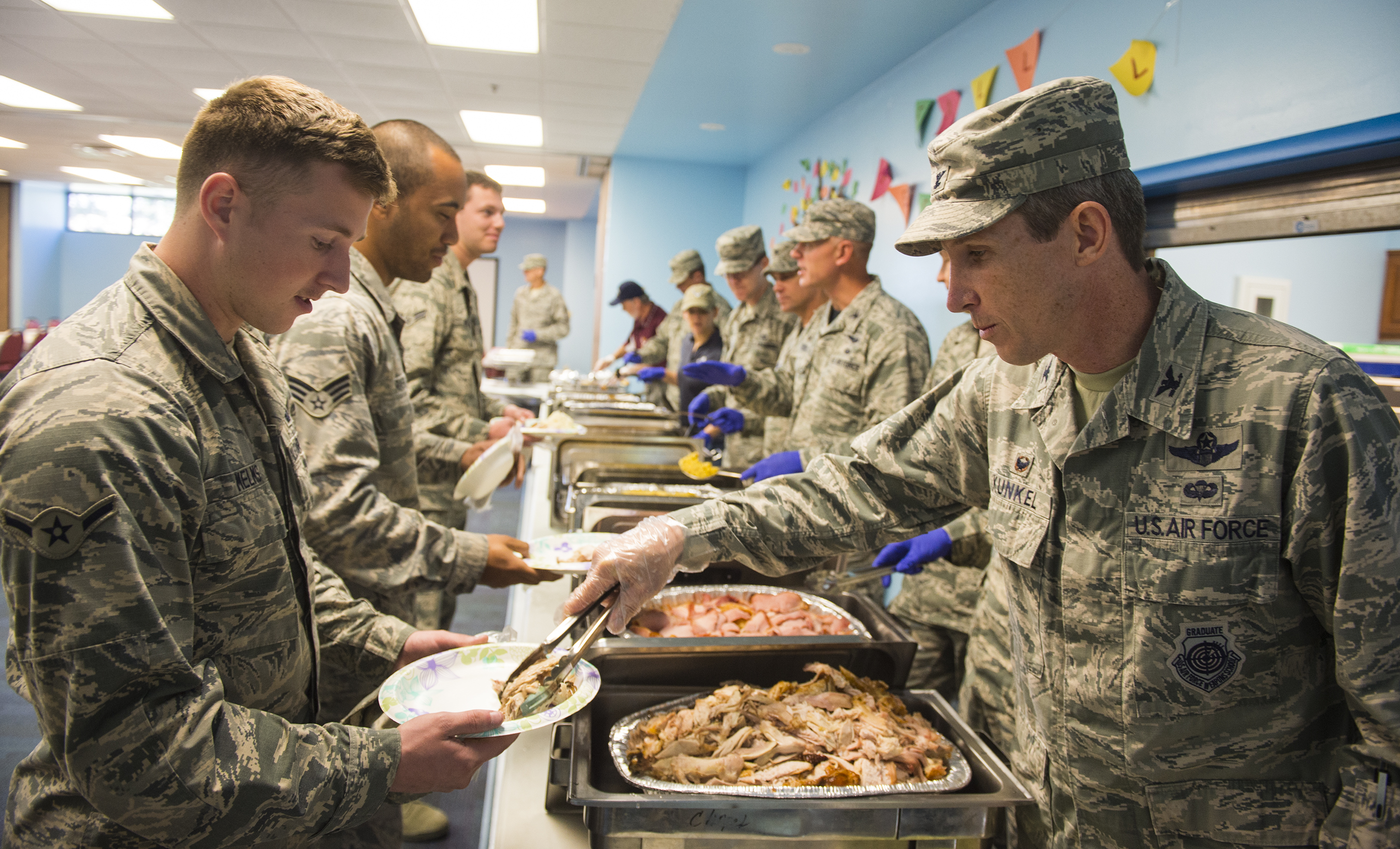 Thanksgiving arrives early for Airmen > Moody Air Force Base > Article ...