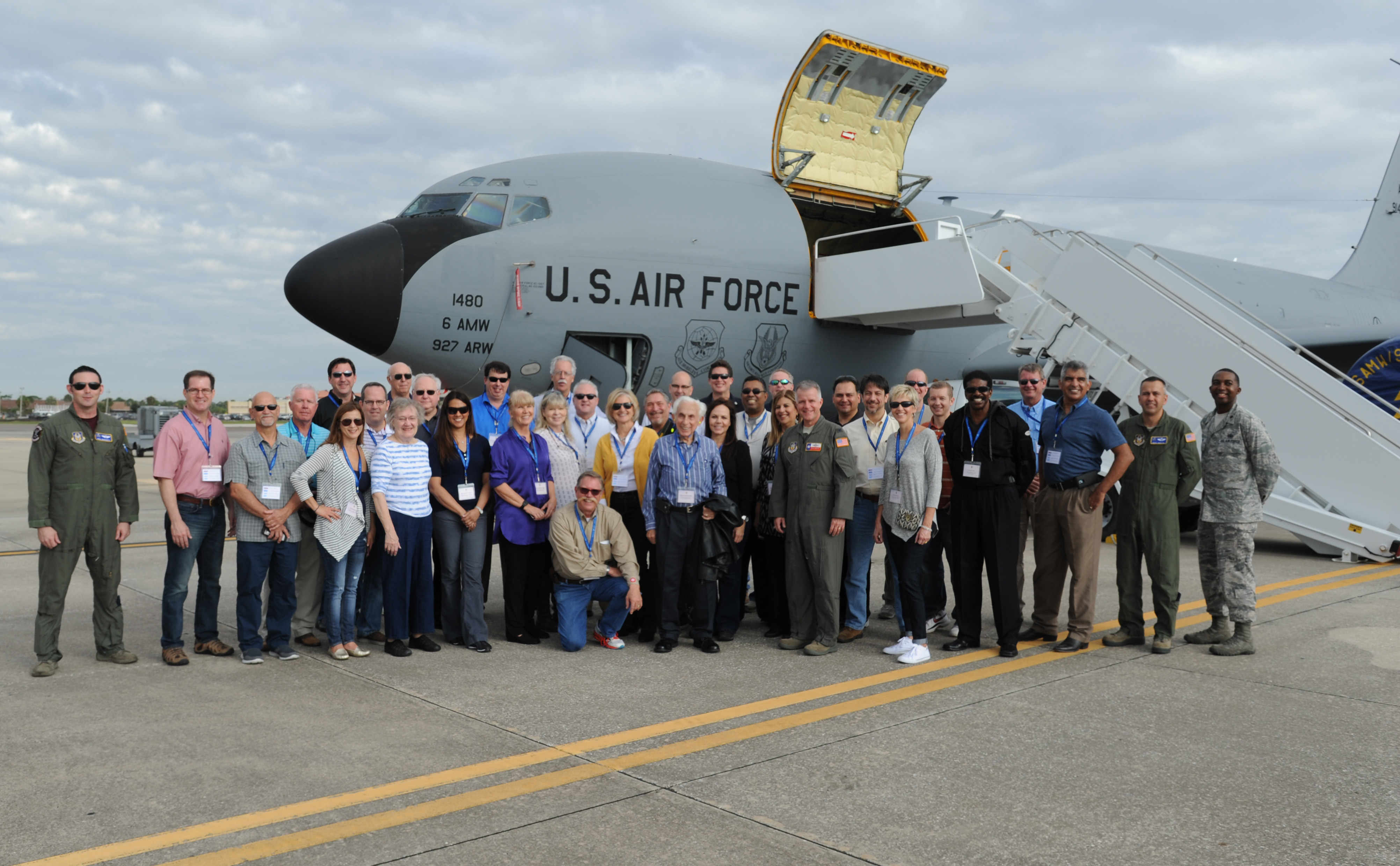 Employers of 433rd Airlift Wing visit MacDill AFB > 927th Air Refueling ...