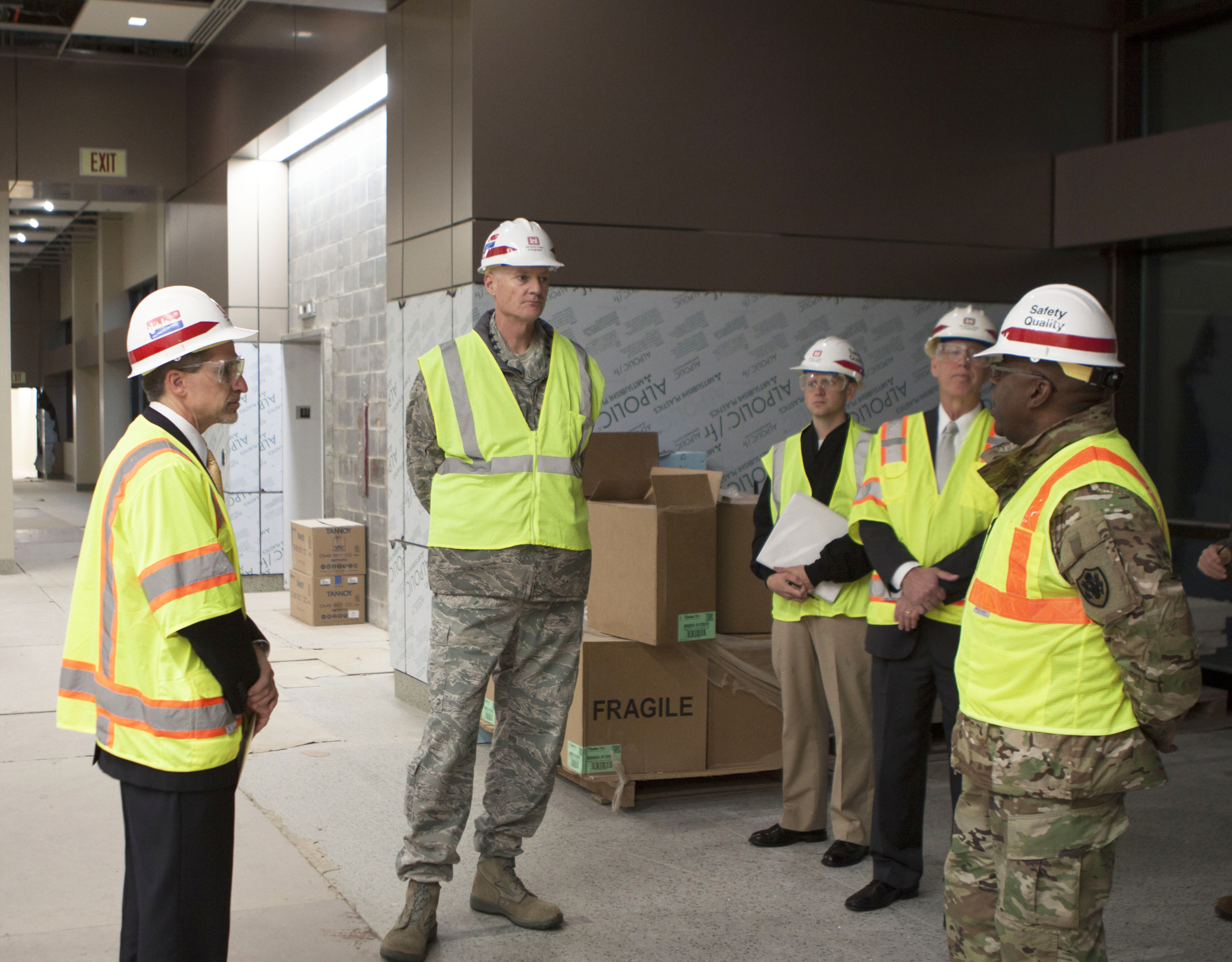 DLA Director tours new DLA Distribution Headquarters building
