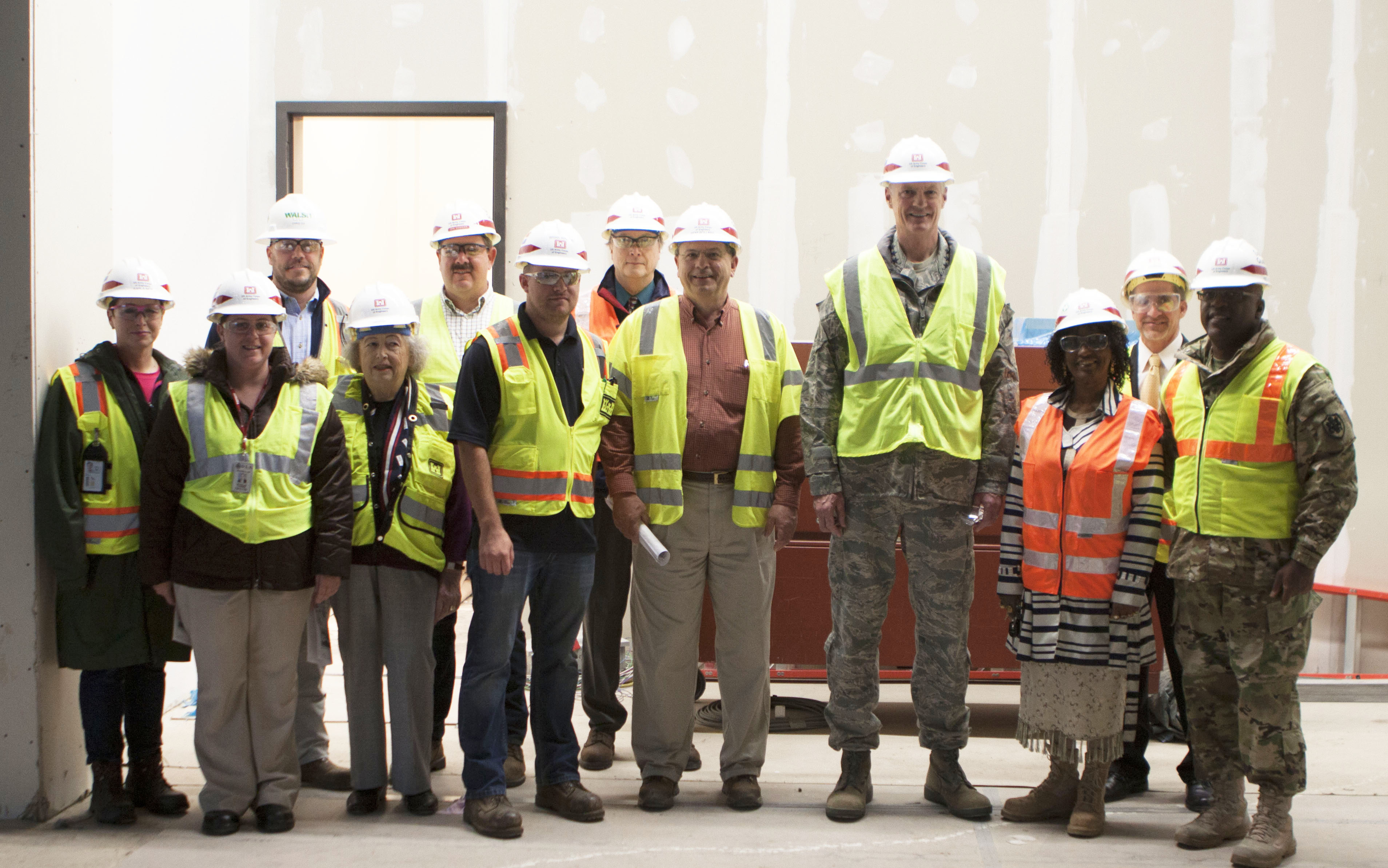DLA Director tours new DLA Distribution Headquarters building