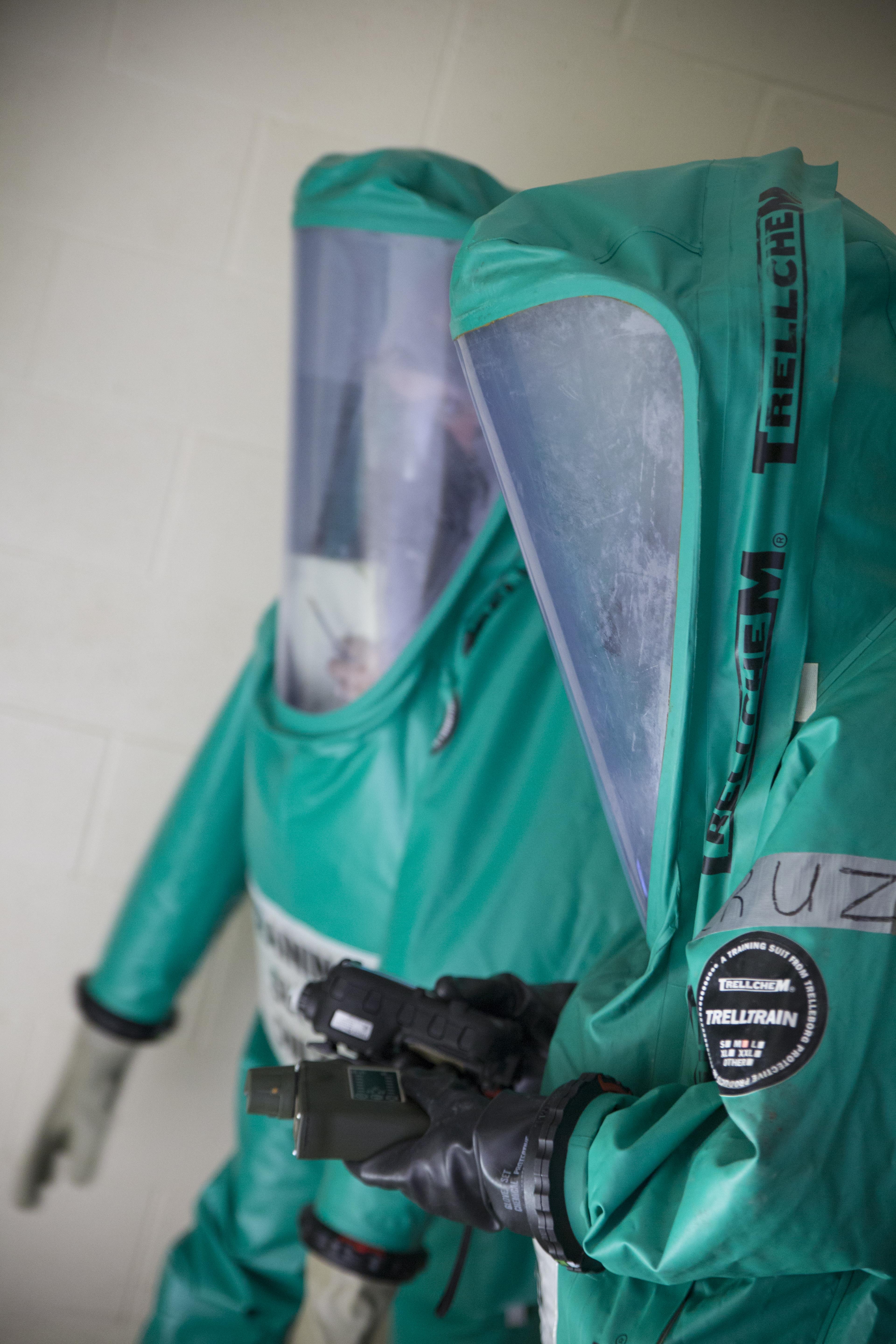 Reserve Marines conduct advanced CBRN training