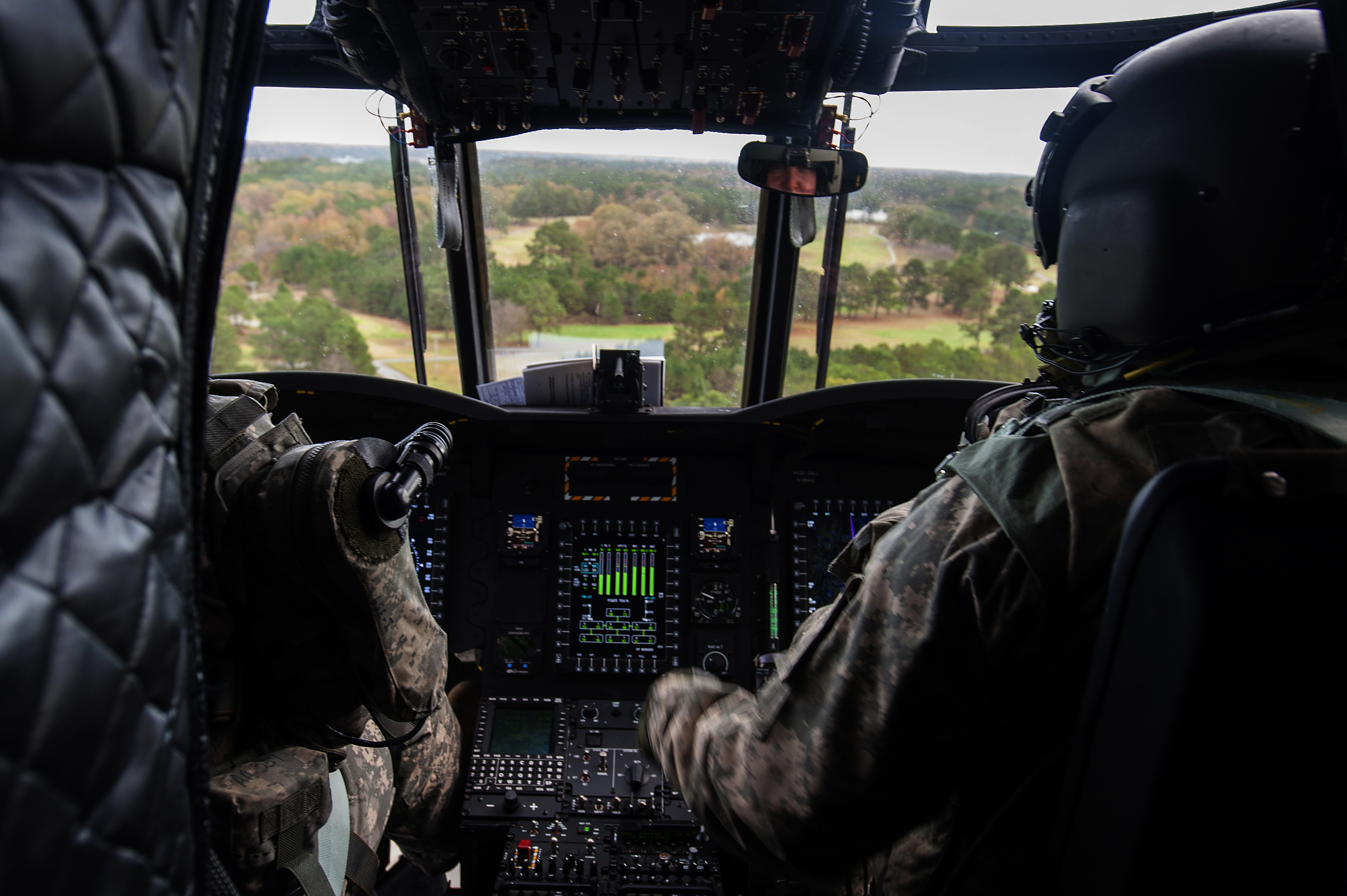 Eustis Reserve Chinook crews test new Army equipment